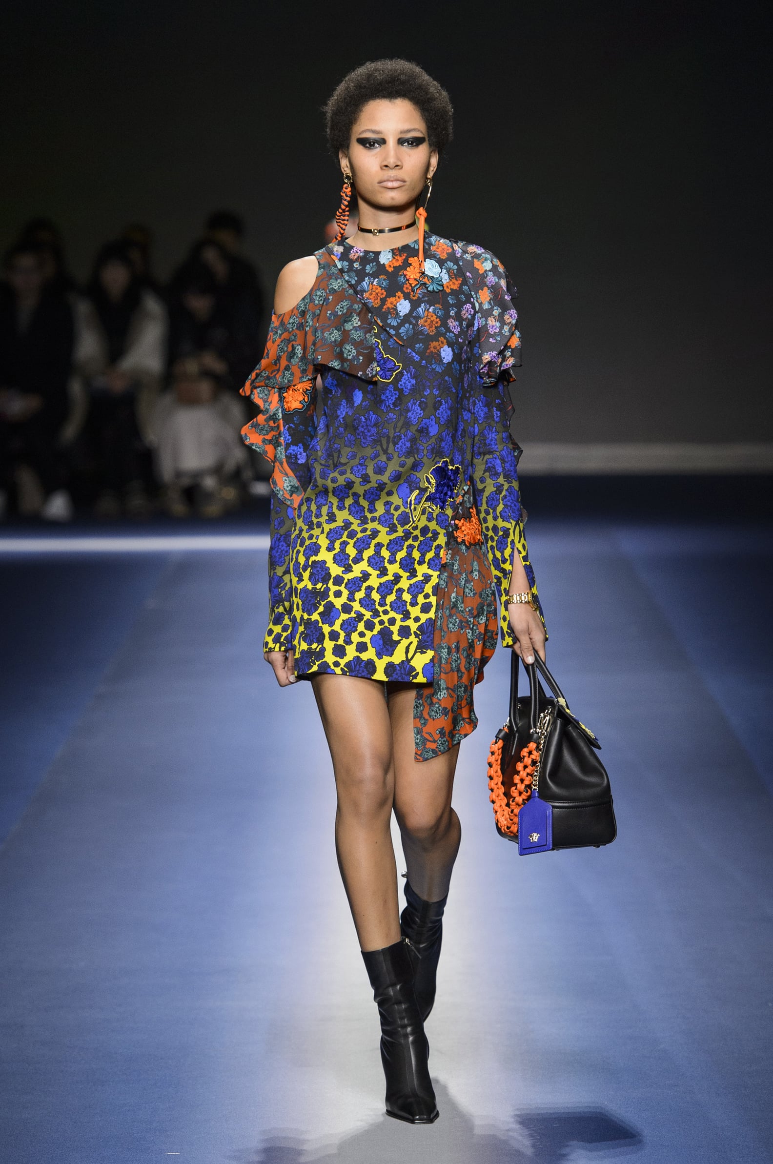 Versace Fall 2017 Runway | PS Fashion