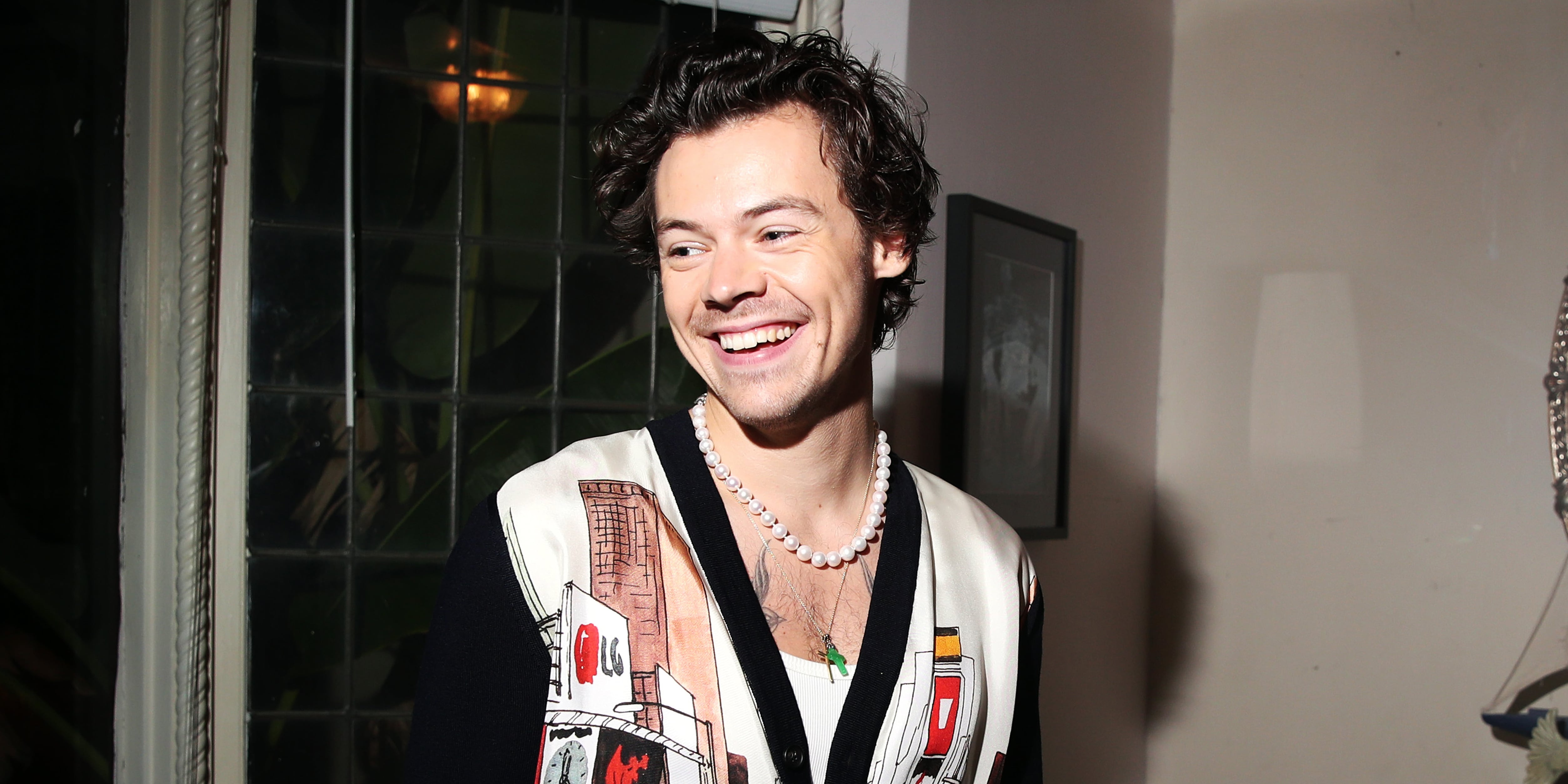 Pictures of Harry Styles Smiling and Laughing | POPSUGAR Celebrity