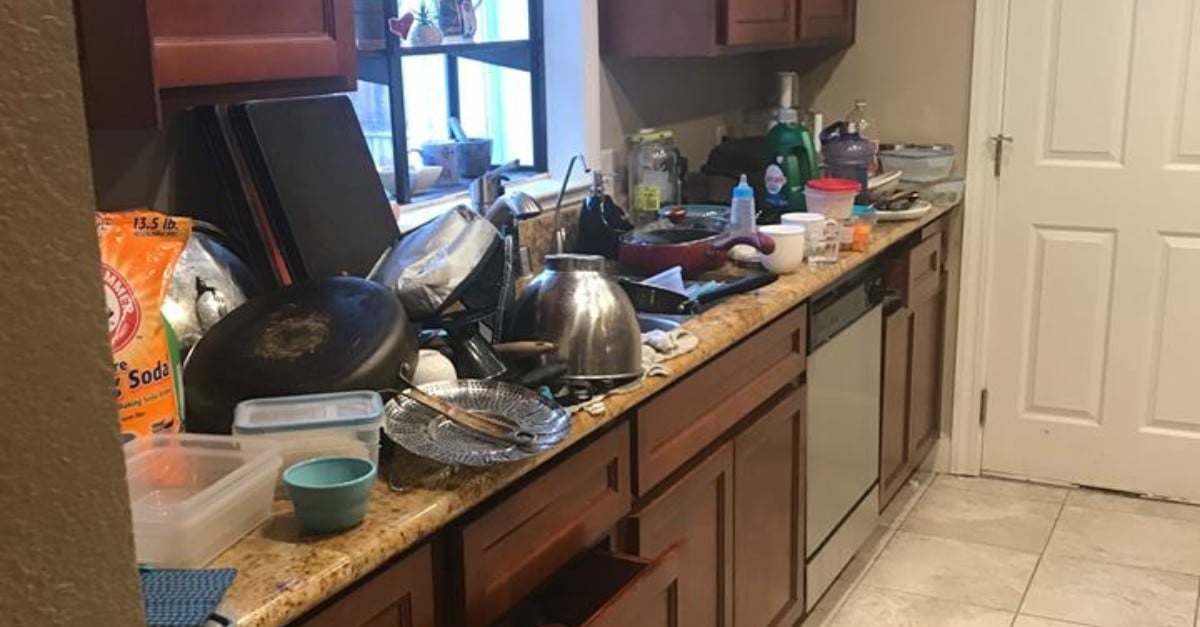 Mom Leaves the Kitchen Messy | POPSUGAR Family