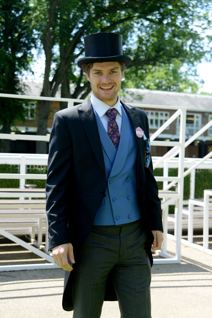 Finn Jones Hot Pictures Popsugar Celebrity Photo 10