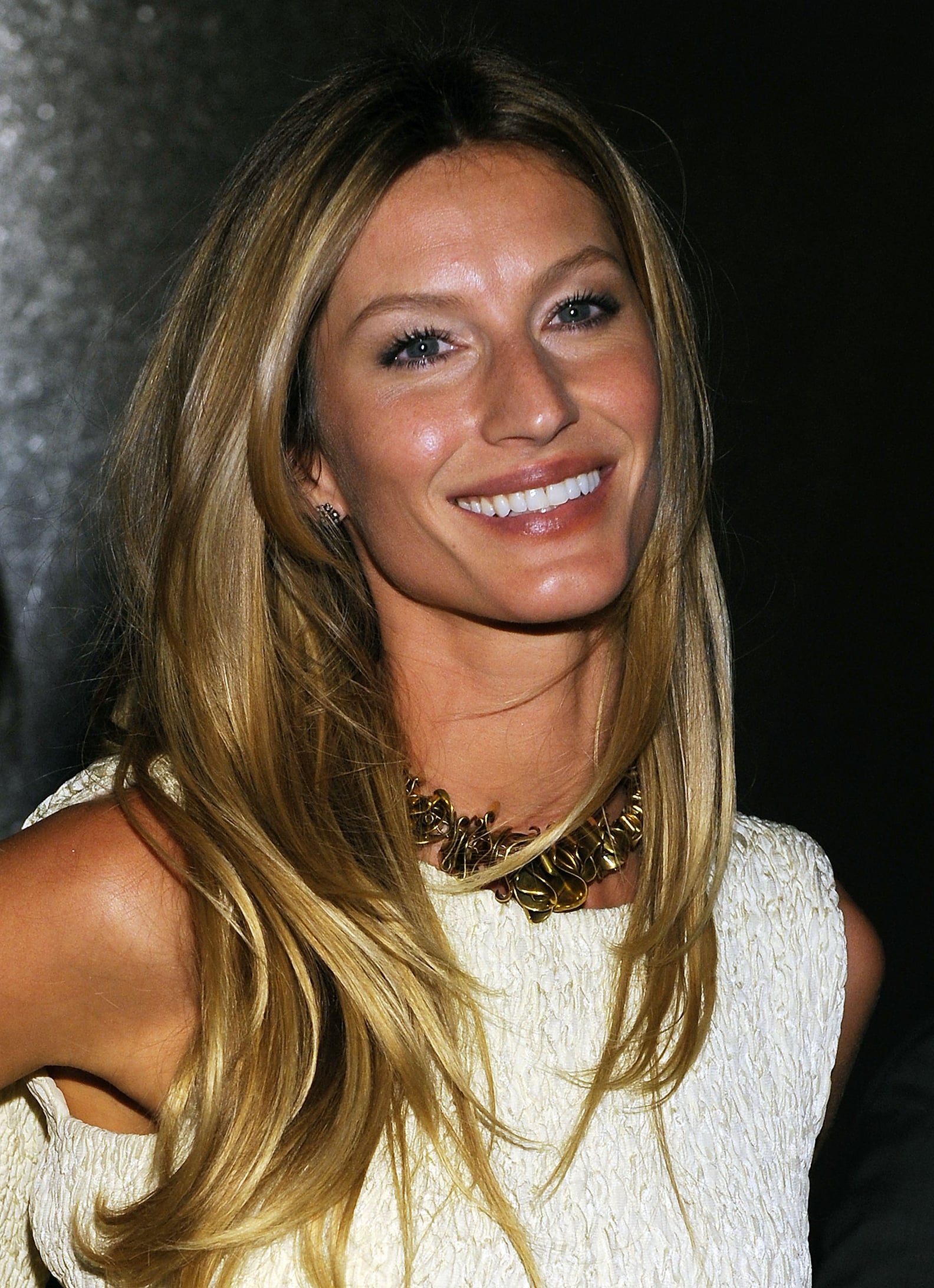 Gisele Bundchen Best Beauty Pictures | PS Beauty
