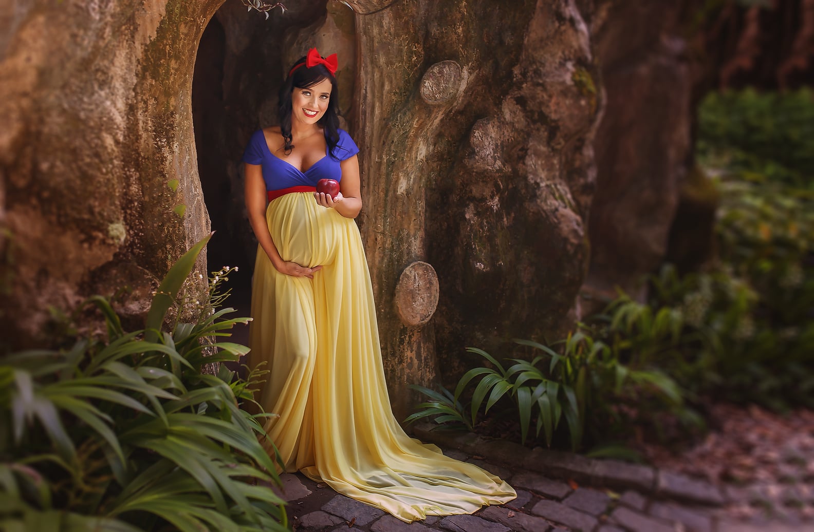 Photographer's Disney Princess Maternity Shoots | PS Family