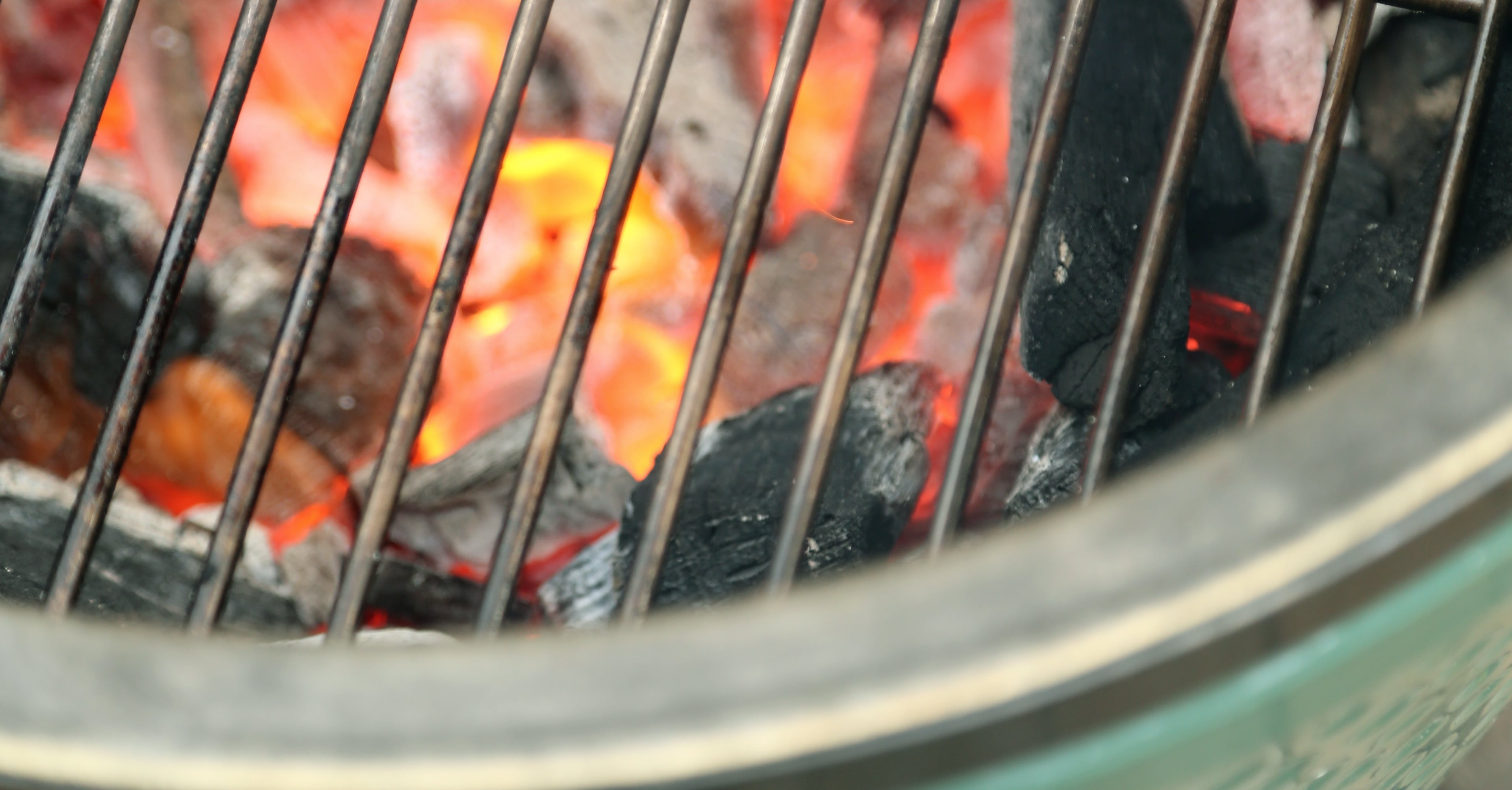 The Easiest Way Start a Fire on a Big Green Egg | POPSUGAR Food