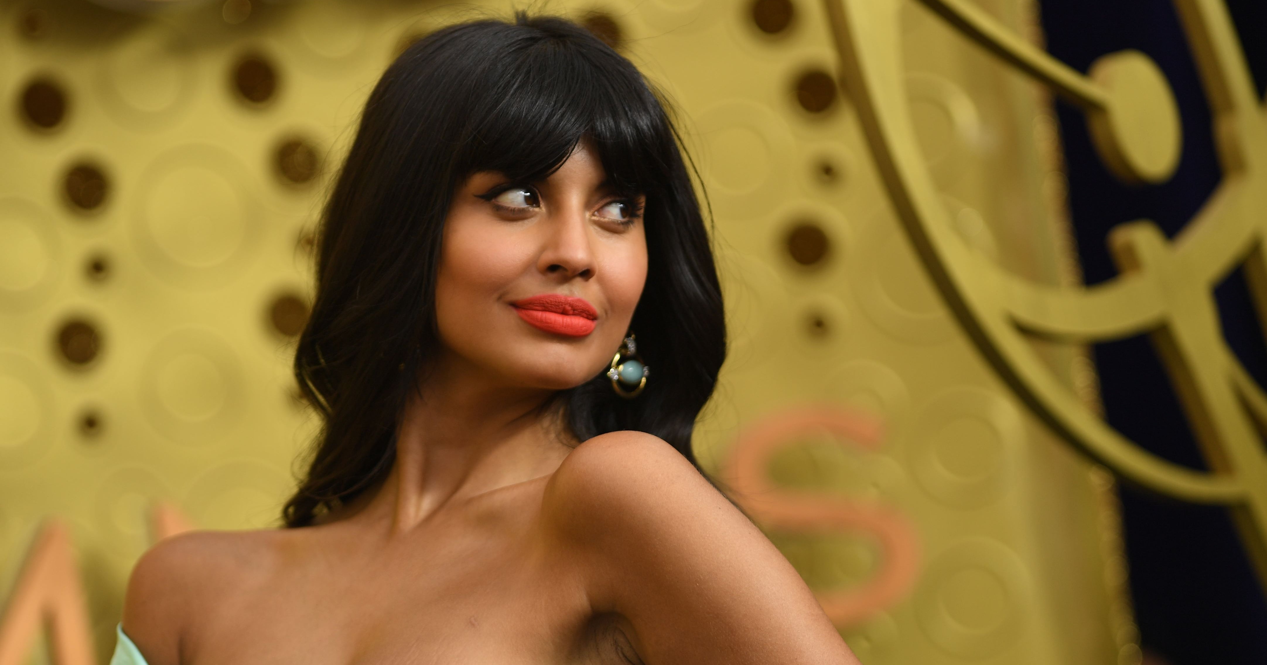 Jameela Jamil Did Her Own Makeup For the 2019 Emmys | PS Beauty