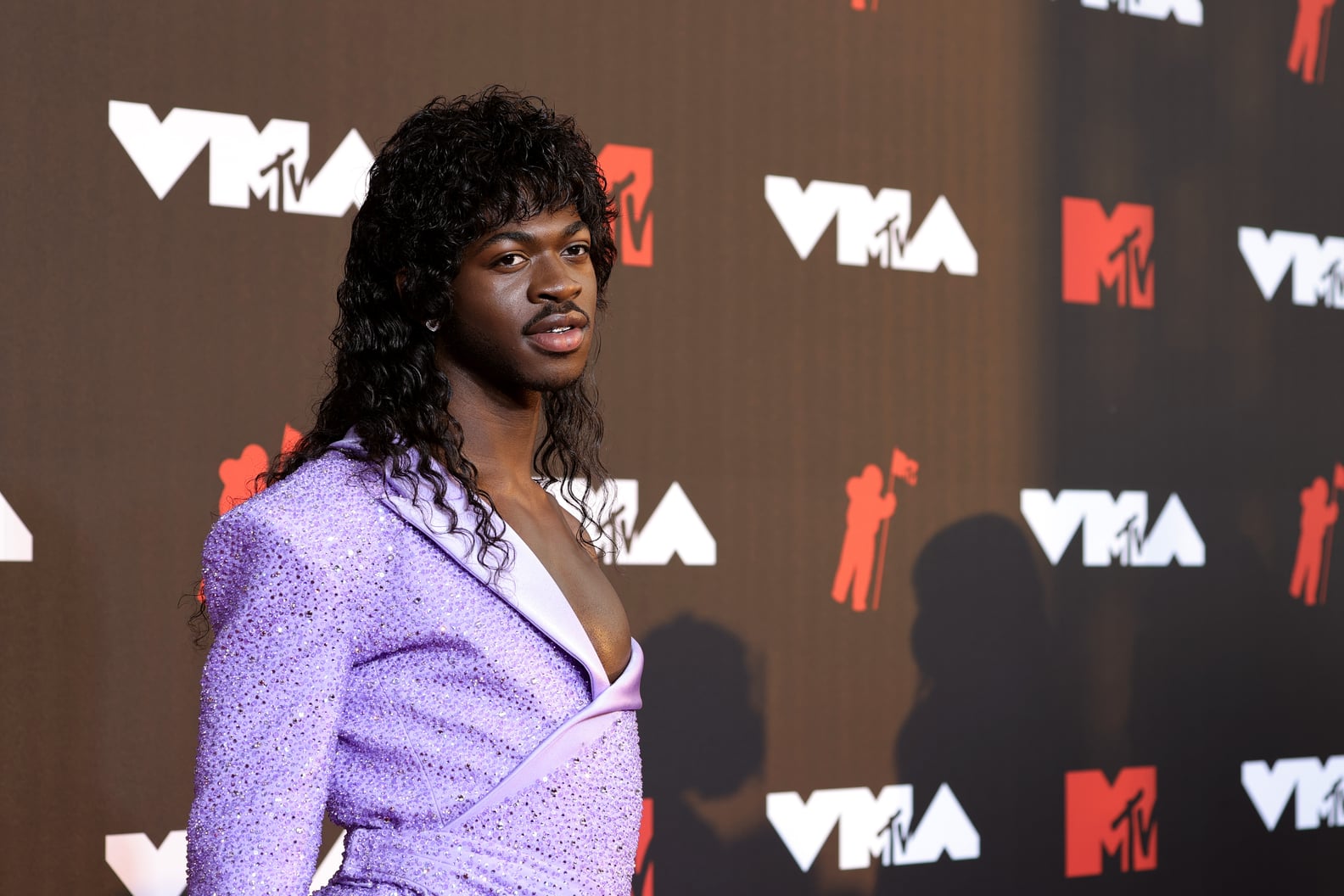 See Lil Nas X's Mullet Hairstyle on the MTV VMAs Red Carpet | PS Beauty