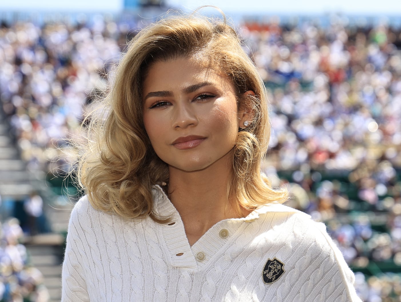 15 Side-Part Hairstyles and Styling Tips From Experts | PS Beauty