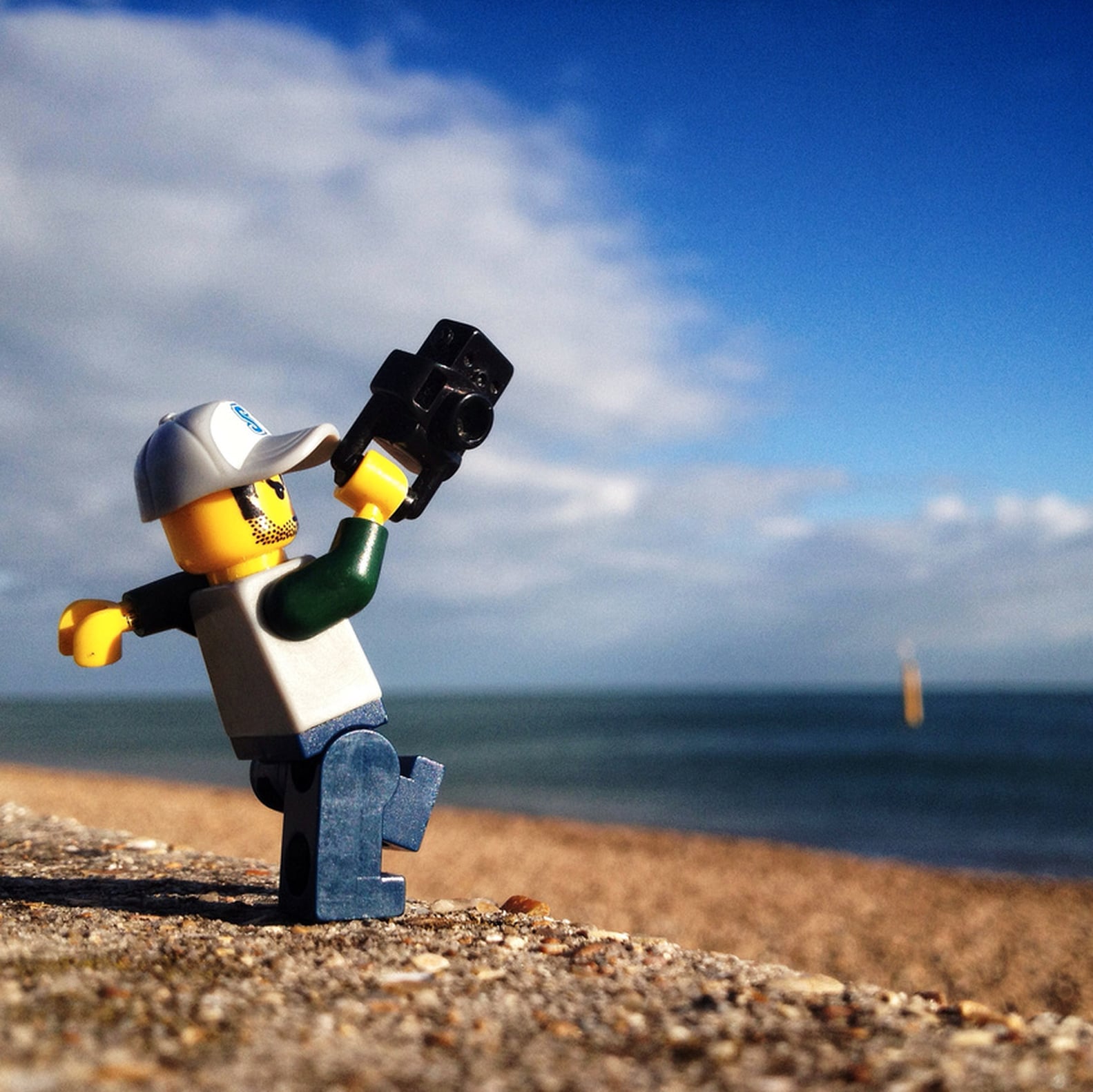Lego Man Travel Photography | PS Tech