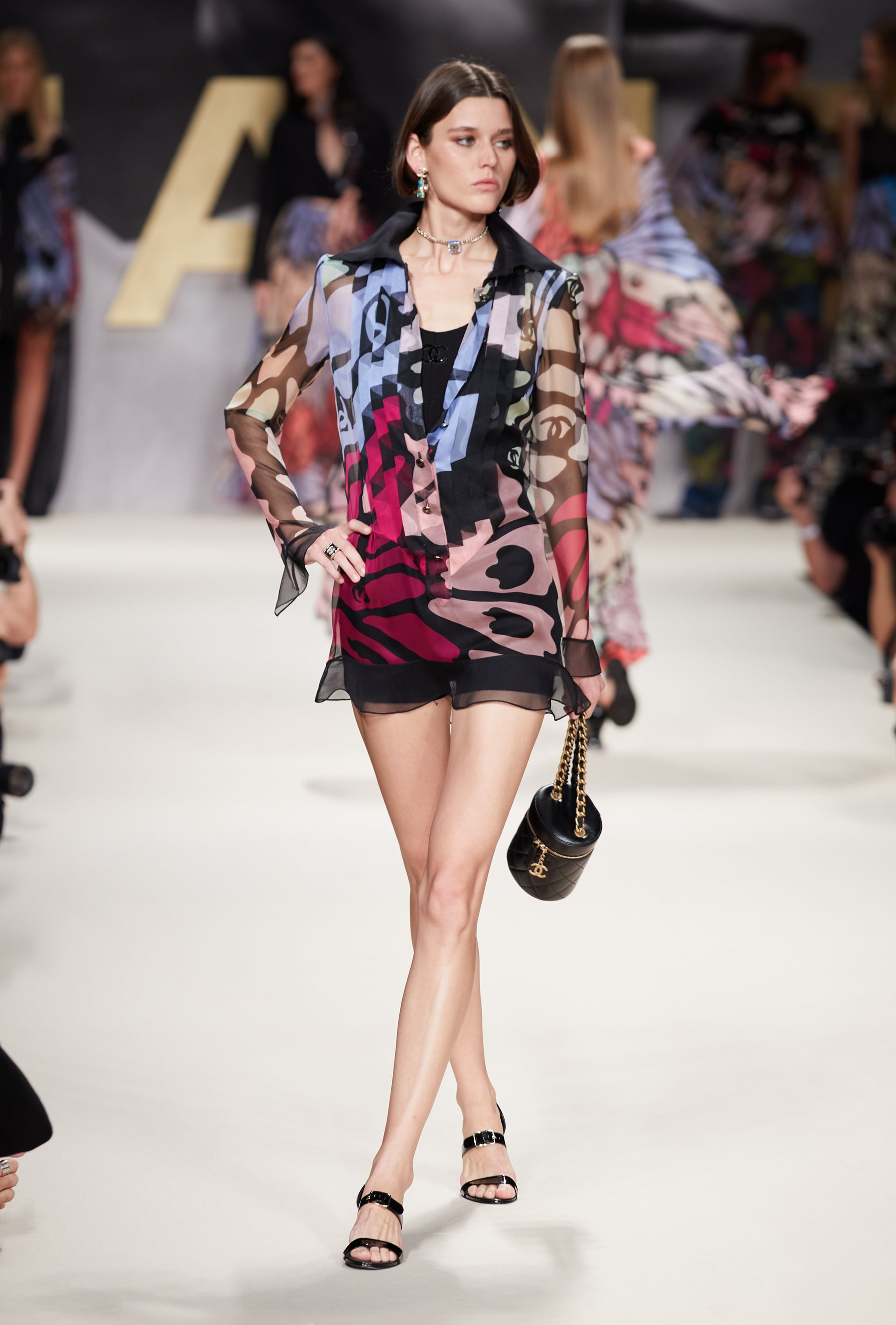 Everything You Need to Know About Chanel's Nostalgic Runway | POPSUGAR ...