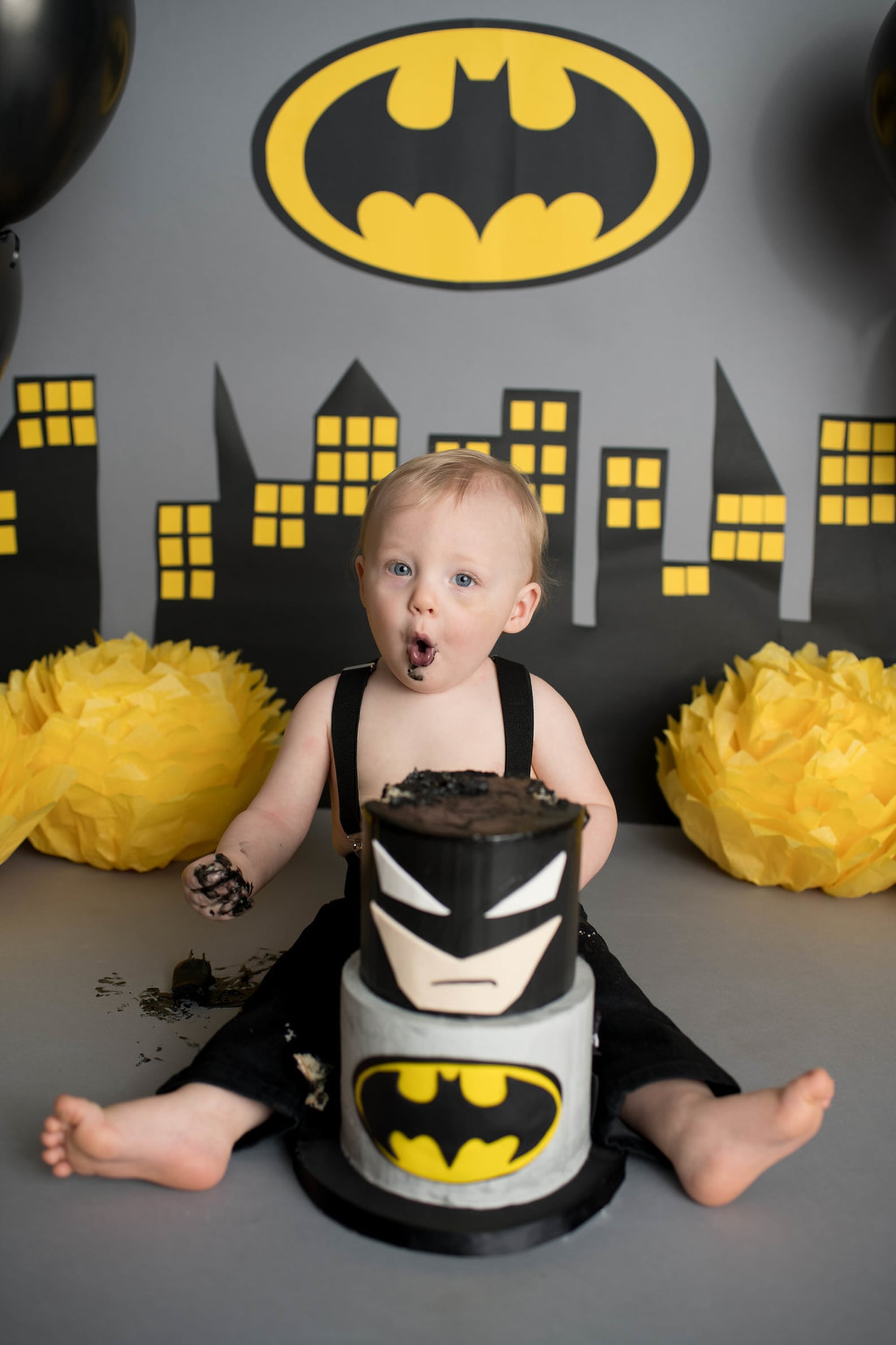 Batman Cake Smash | PS Family