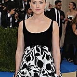 Daisy Ridley in Oscar de la Renta For Met Gala 2017 | POPSUGAR Fashion