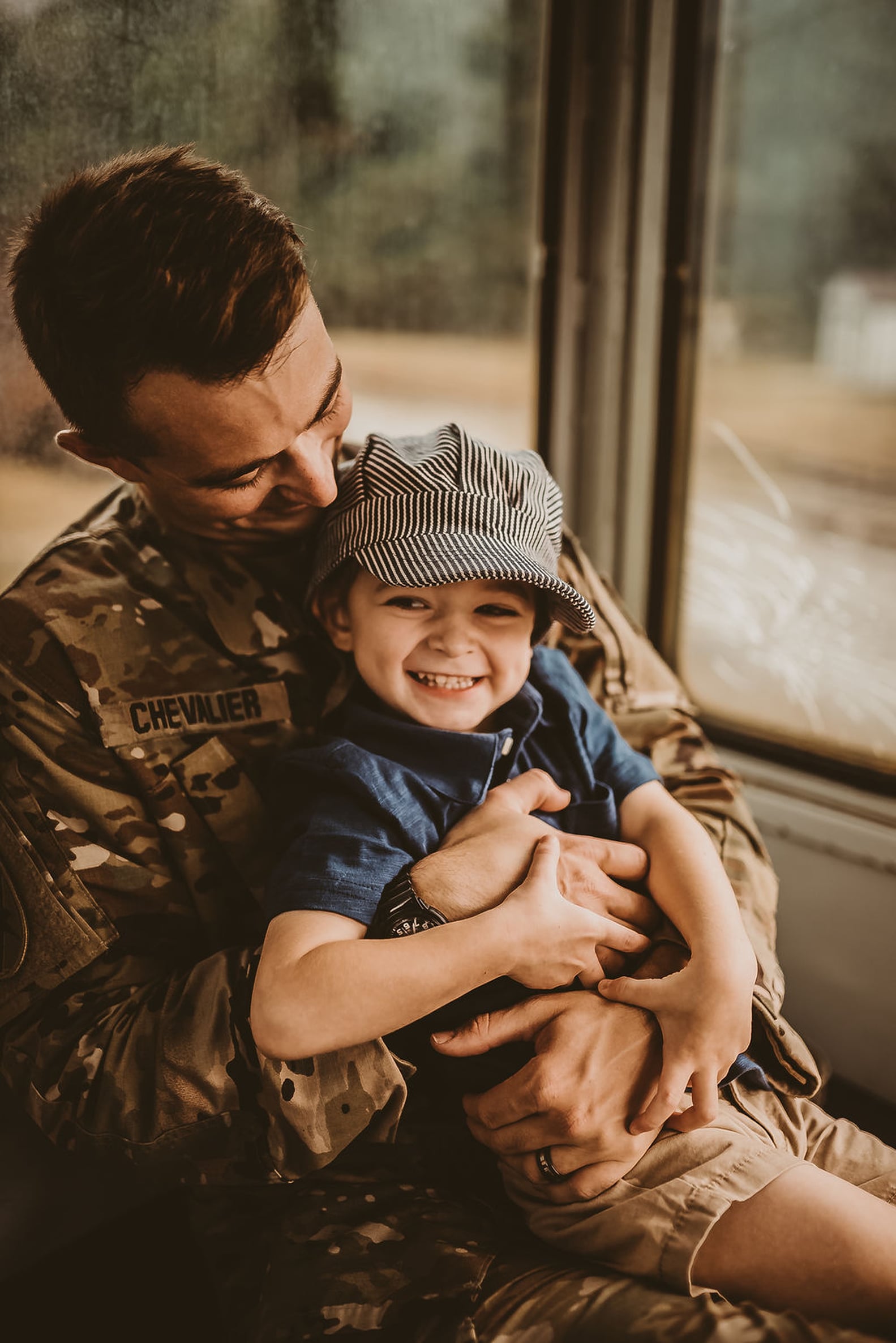 Military Dad Meeting His Baby For the First Time | Photos | PS Family