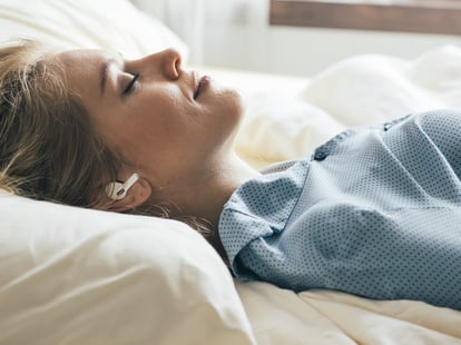 The 11 Best Podcasts For Sleep | POPSUGAR Fitness