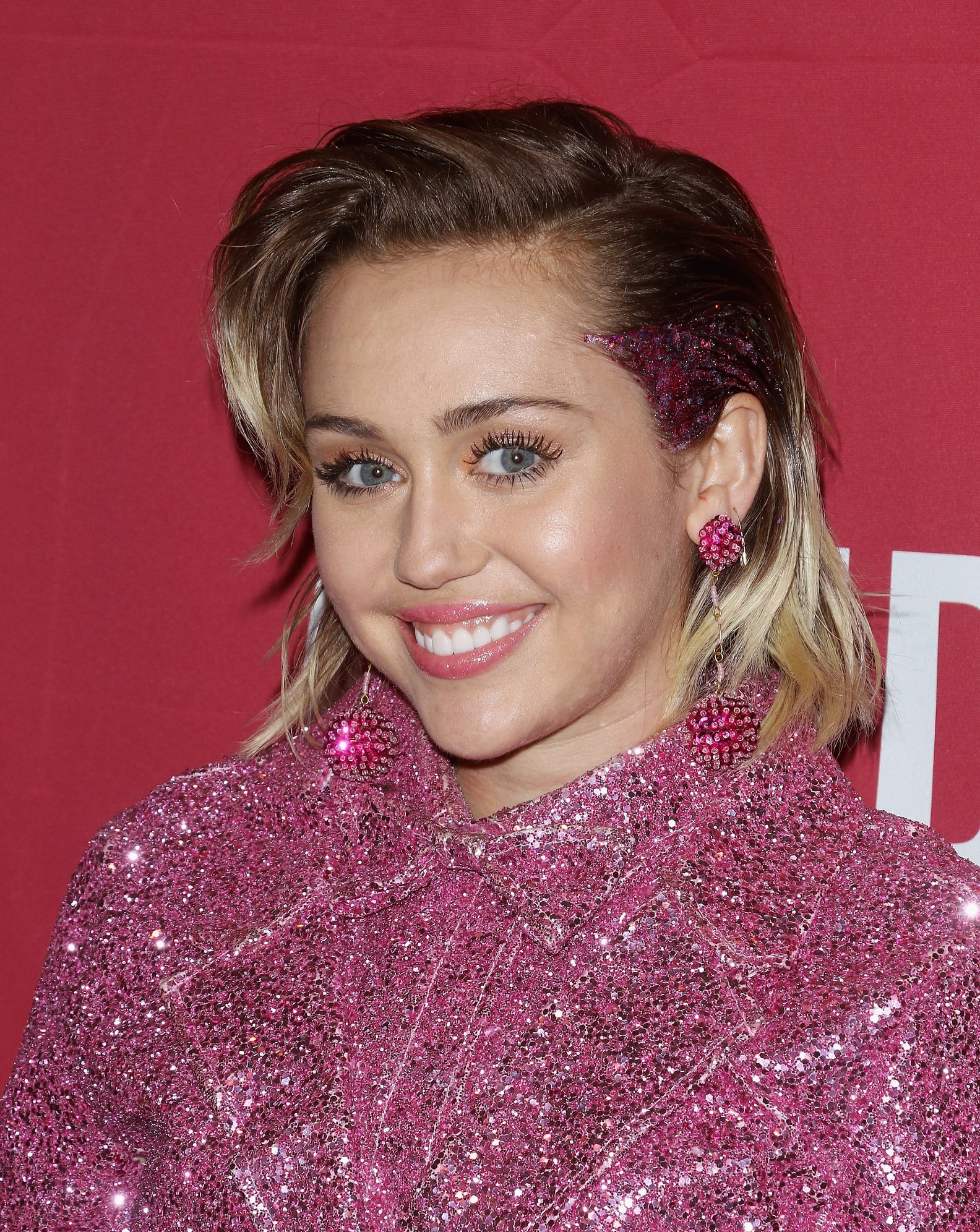 Miley Cyrus With Glitter Roots | PS Beauty