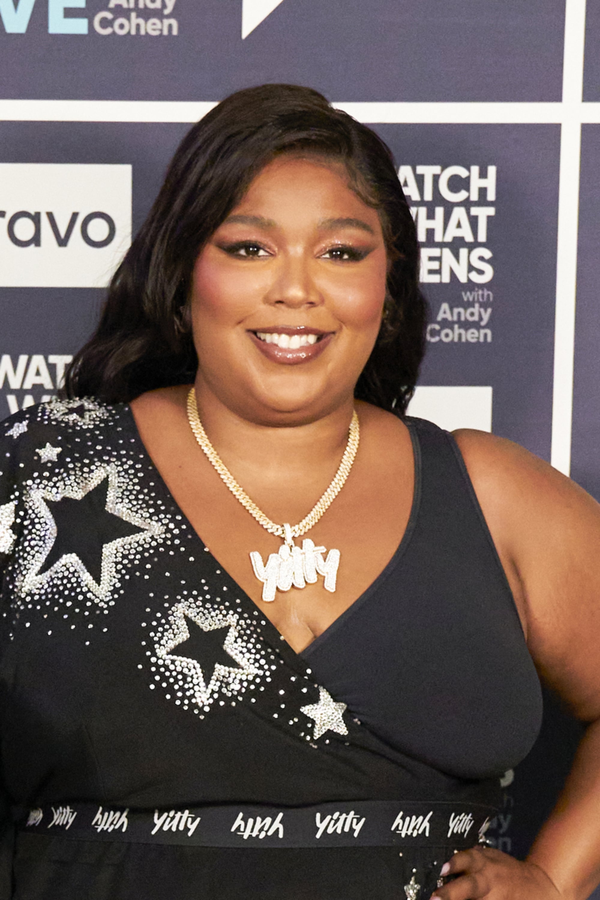 Lizzo's Pink Hair Color Matches Her Nails and Yitty Set | POPSUGAR Beauty