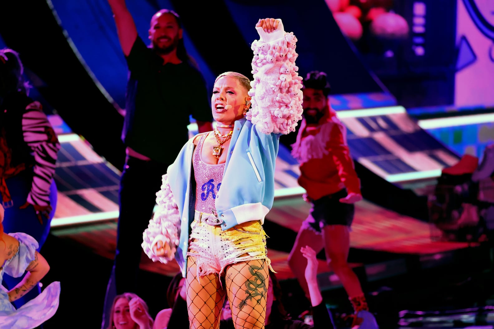Pink AMAs Performance 2022 | PS Entertainment