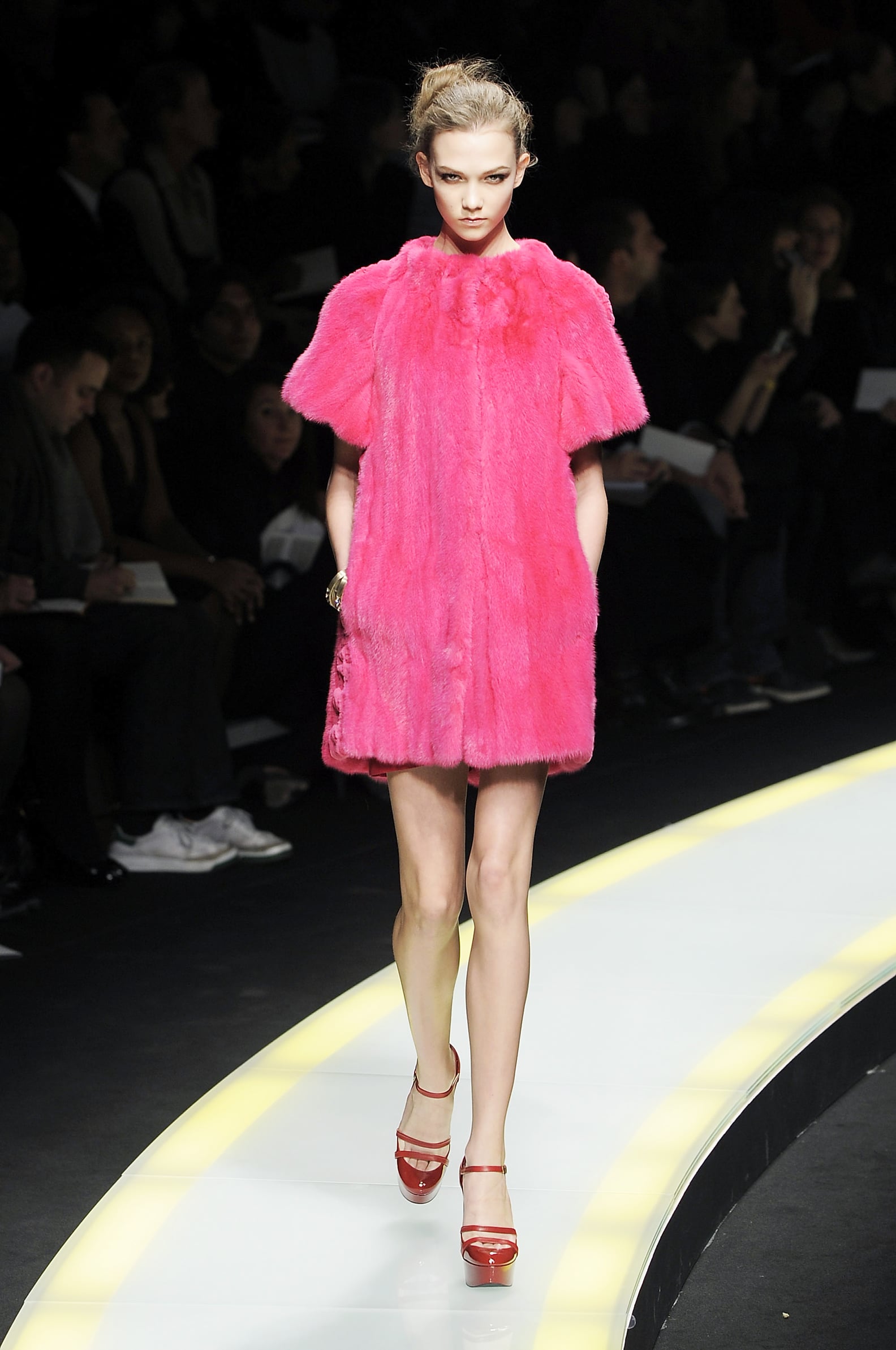 Versace Fashion Shows | Pictures | PS Fashion