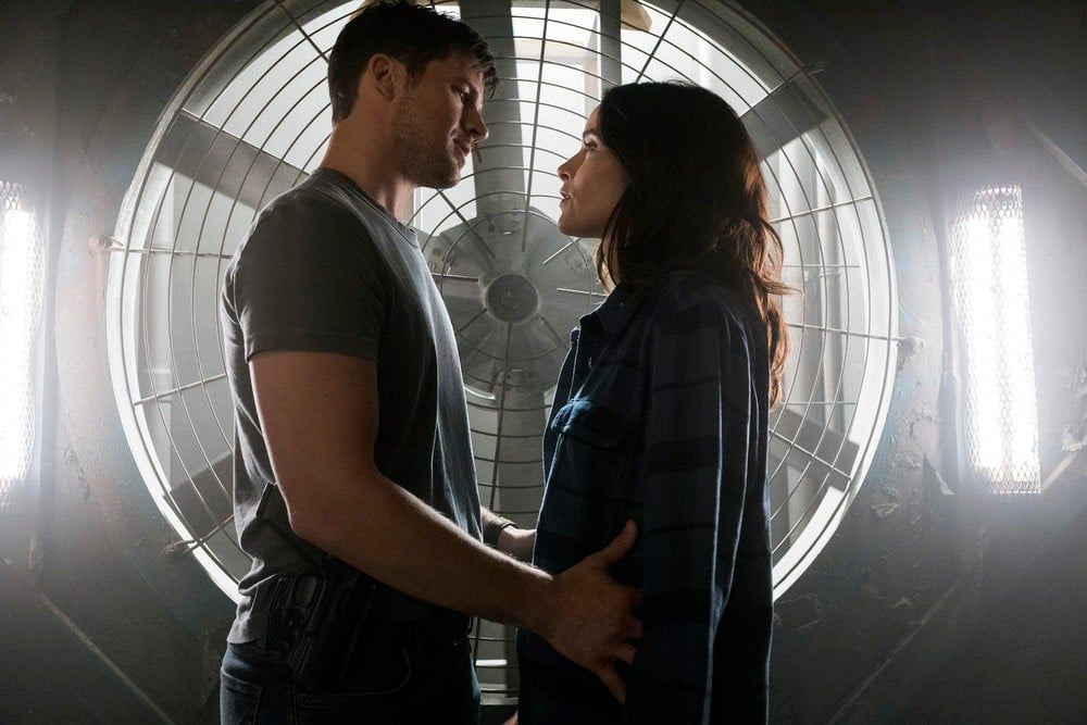 Wyatt and Lucy on Timeless GIFs | POPSUGAR Entertainment