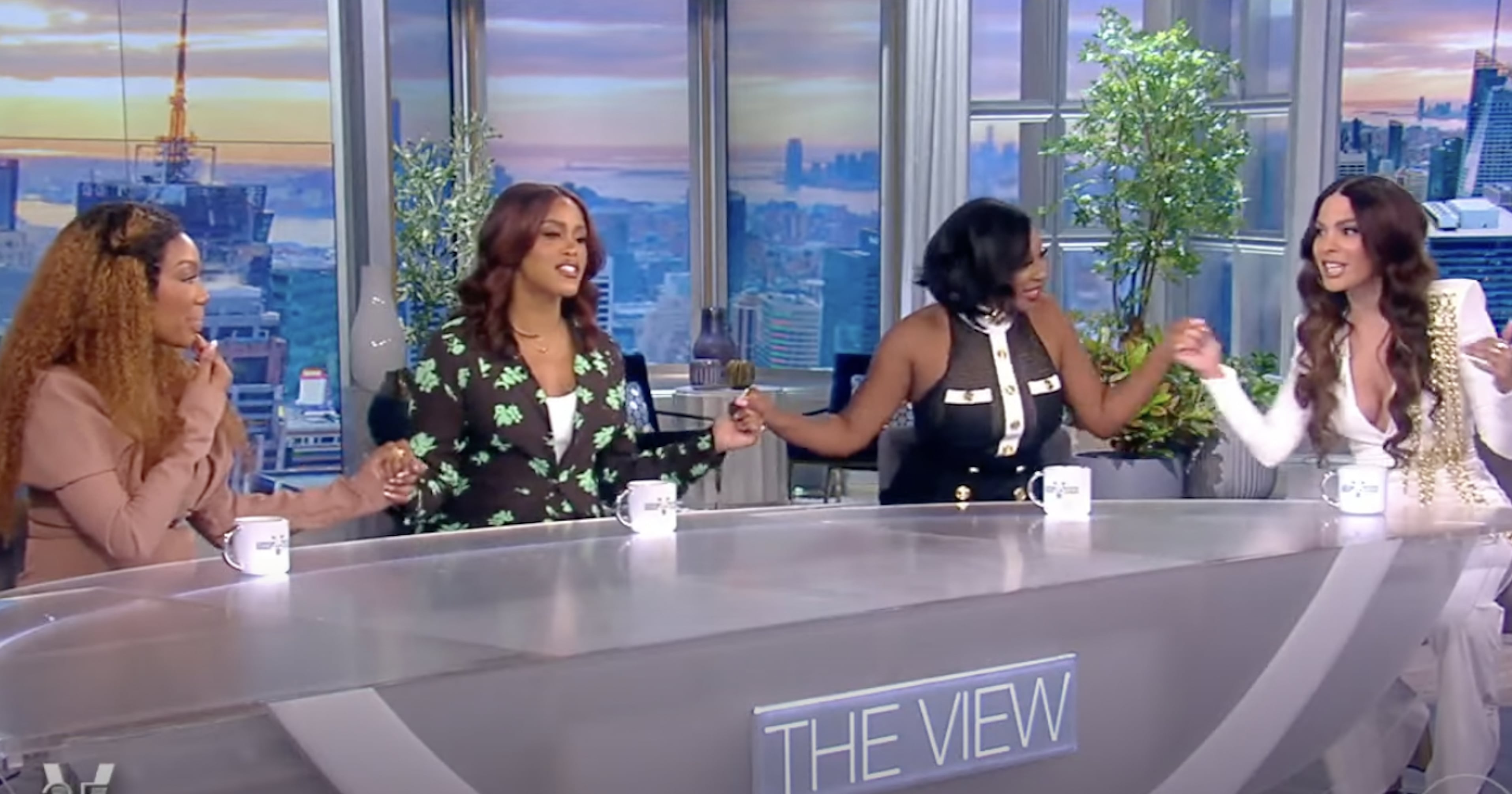 The Queens Cast Gush Over Each Other and Talk Show Lessons | PS ...
