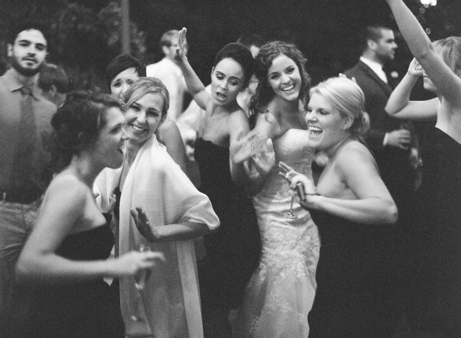 Outdoor Napa Summer Wedding Pictures | PS Love