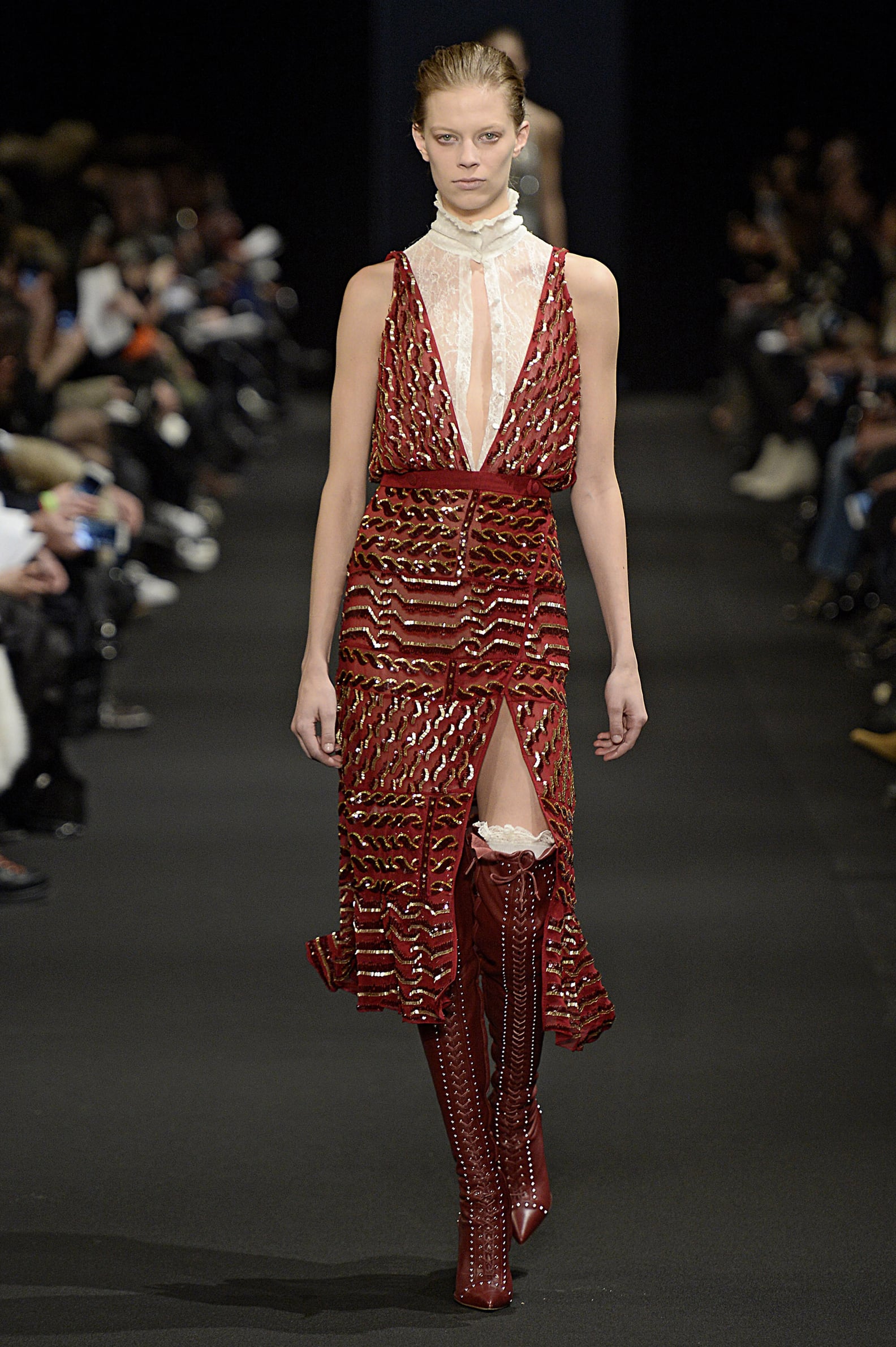 Celebrities Wearing Fall 2015 Clothes | PS Fashion