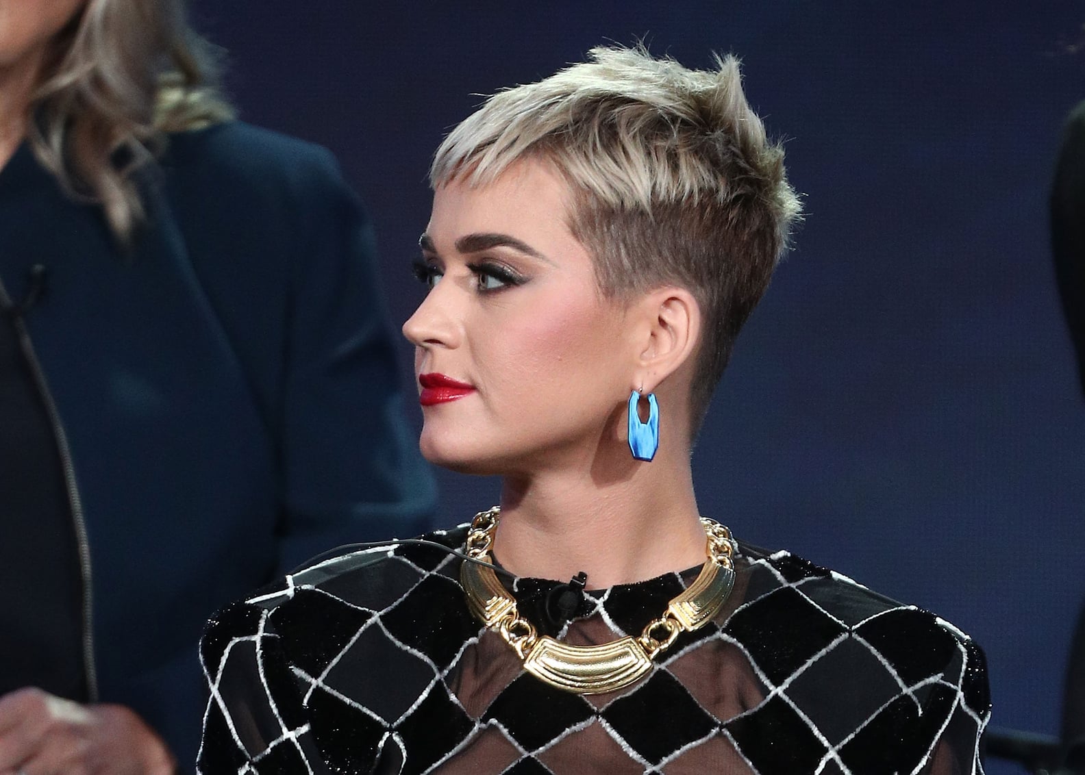 Hottest Short Haircuts 2018 | PS Beauty