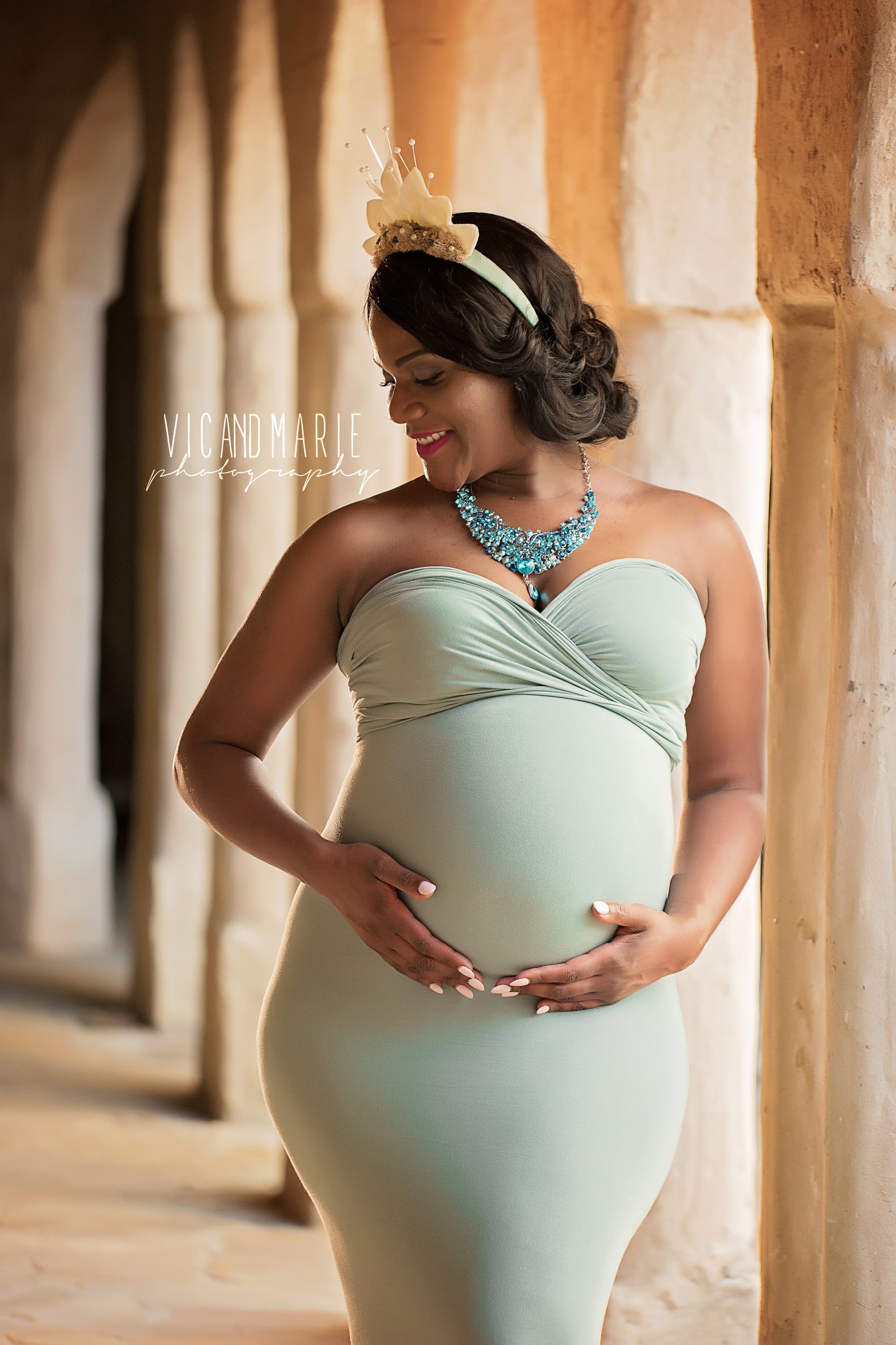 Disney Princess Maternity Photos | PS Family