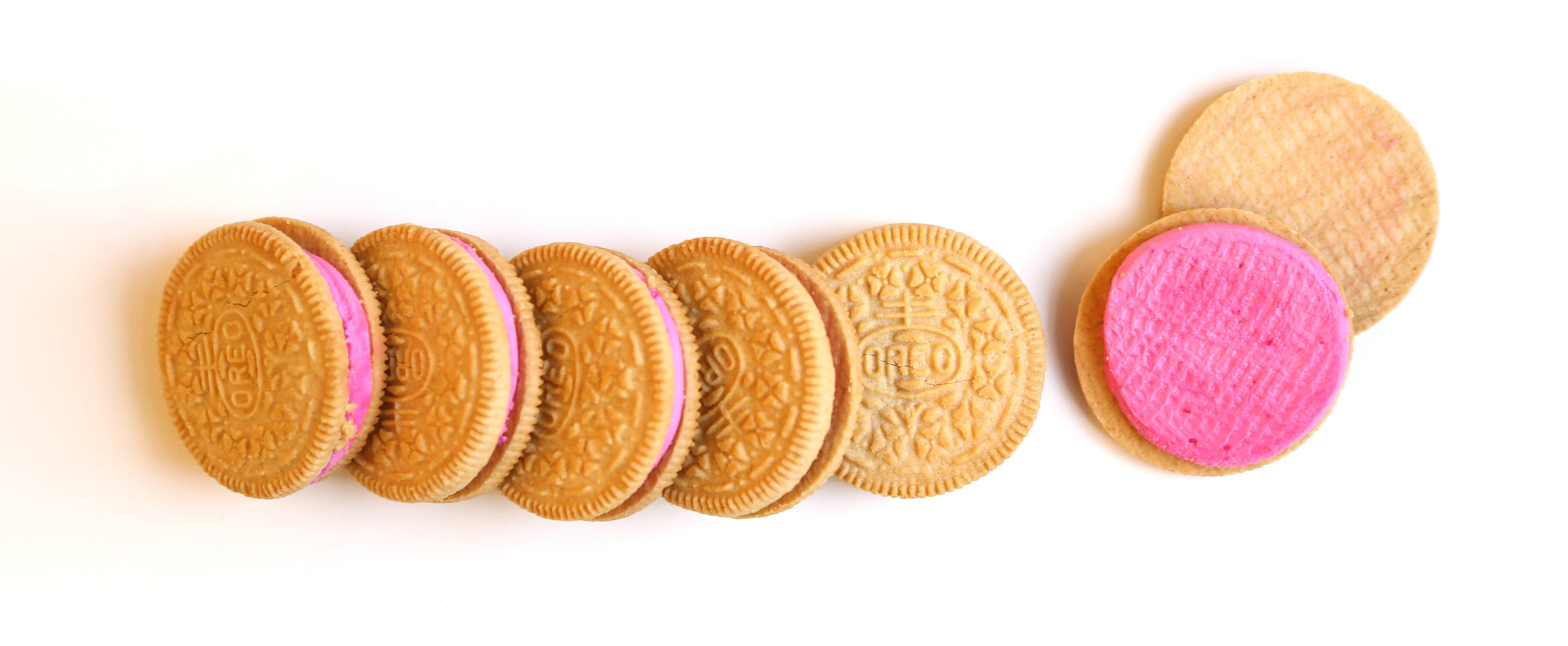 Peeps-Flavored Oreos Review | POPSUGAR Food