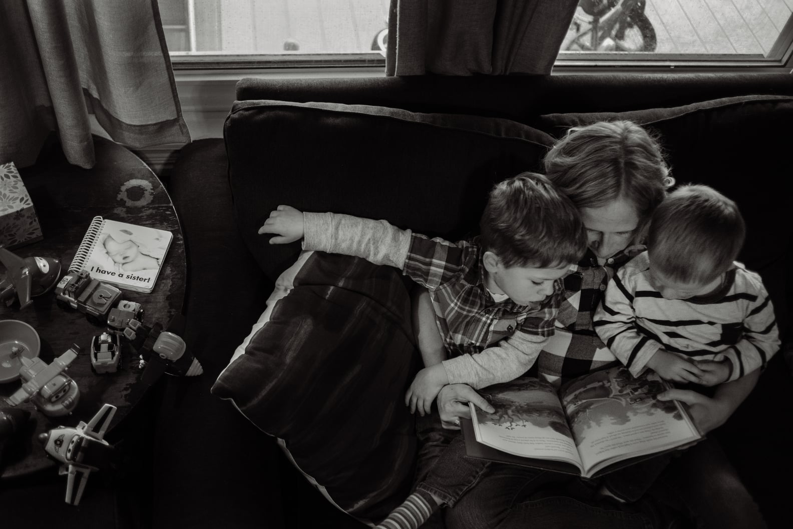 Powerful Photo Shoot That Shows the Pain of Stillbirths | PS Family