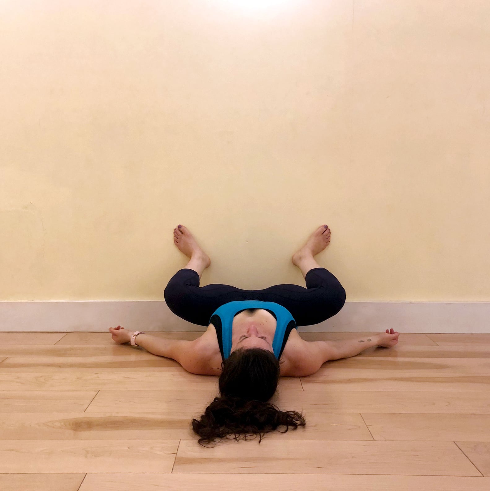 How to Do a Wide Squat Stretch Using a Wall For Tight Hips | PS Fitness