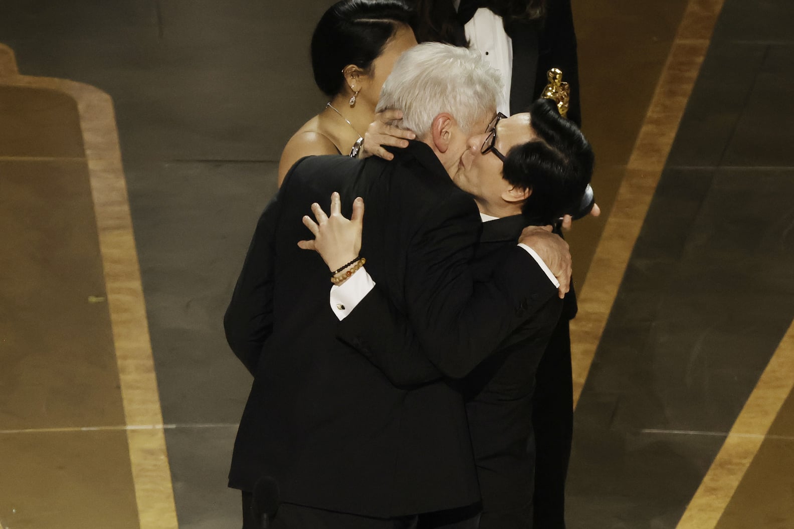Ke Huy Quan and Harrison Ford Reunite at 2023 Oscars | PS Entertainment