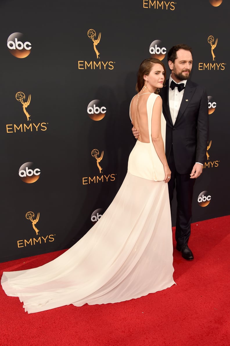 Keri Russell and Matthew Rhys at the 2016 Emmys | PS Celebrity