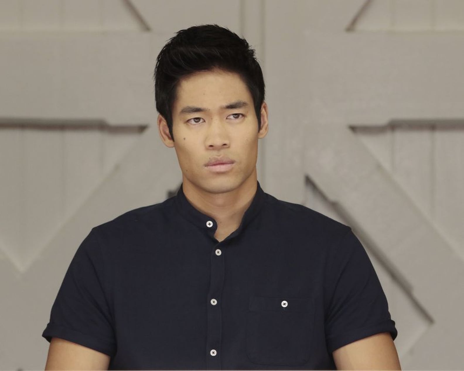 Who's Behind the Bombing on Quantico Season 2? | PS Entertainment