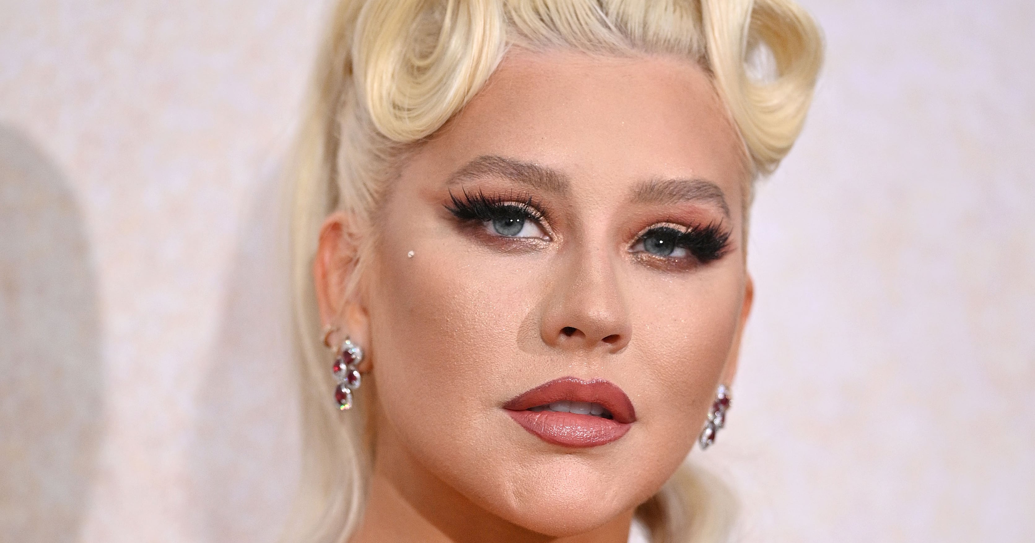 Vagina Nails Are Trending | POPSUGAR Beauty