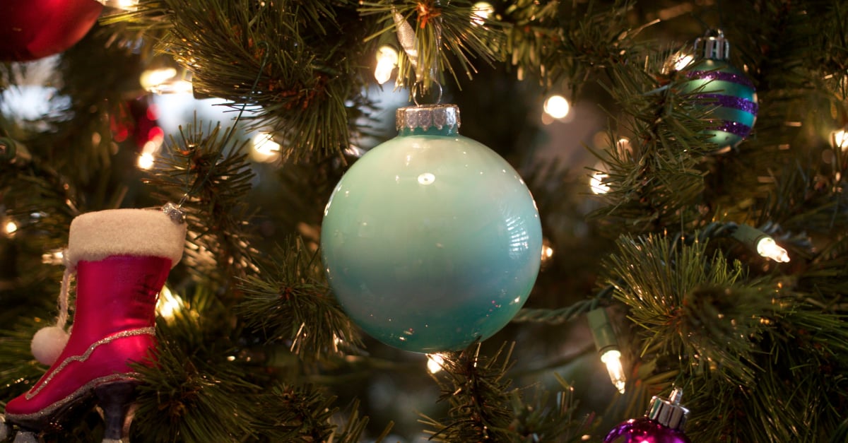DIY Ombre Tree Ornaments | PS Smart Living