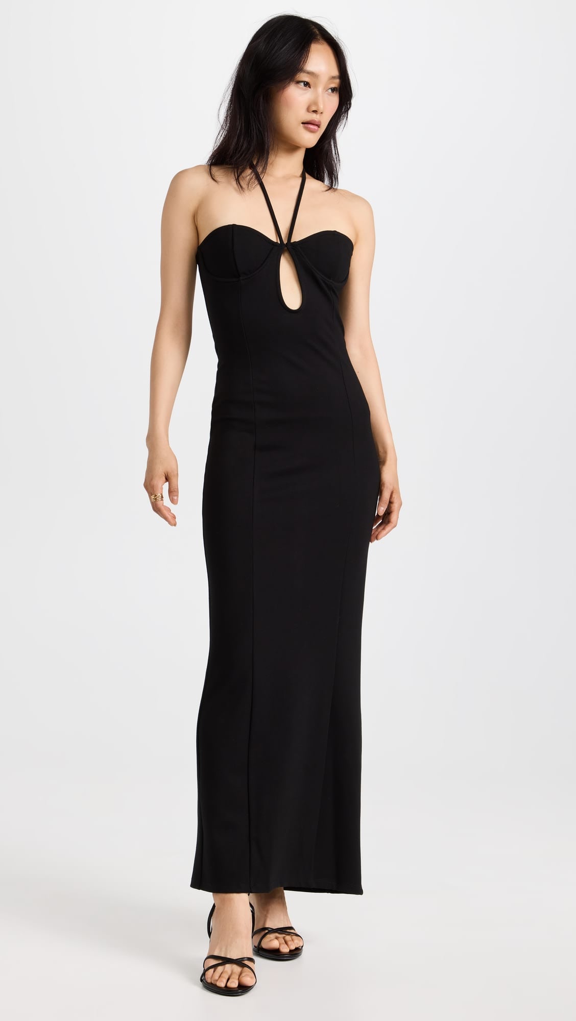 What To Wear If You Have Small Breasts POPSUGAR Fashion | atelier-yuwa ...