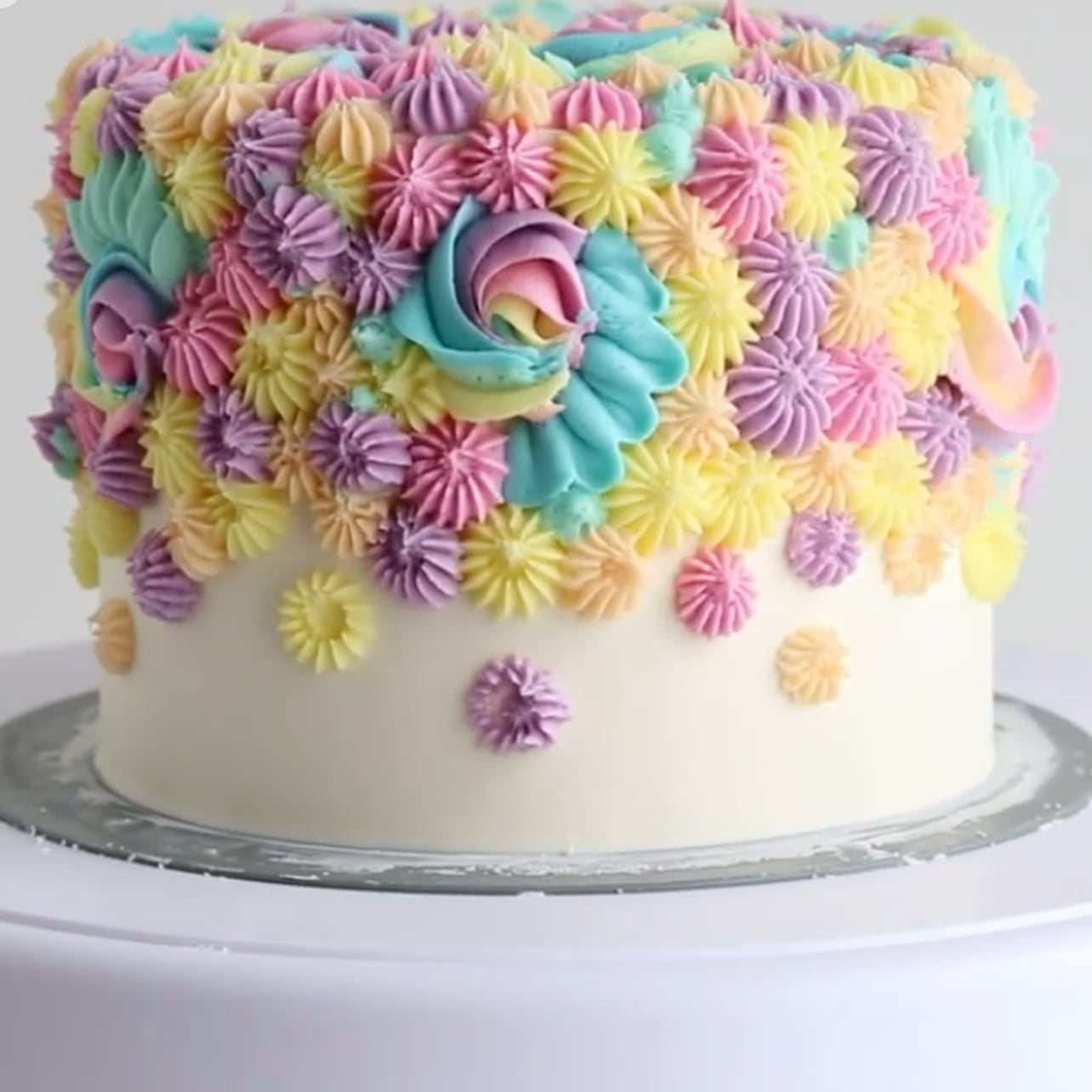 Best Cake Decorating Instagram Accounts | PS UK Food