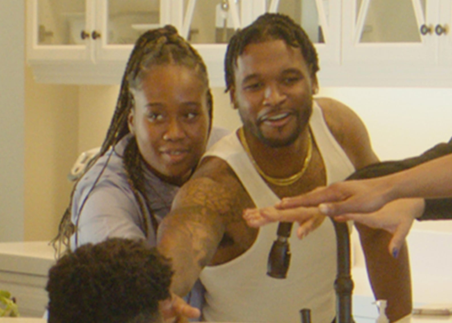 Who's Dating Who on Sweet Life: Los Angeles? | PS Entertainment