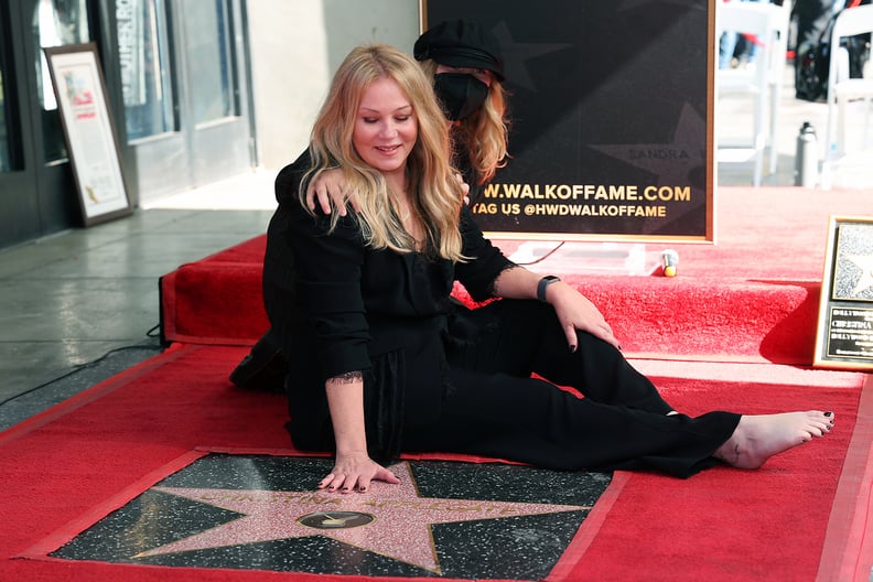 Christina Applegate's Manicure Says FU to Her MS Diagnosis | POPSUGAR ...