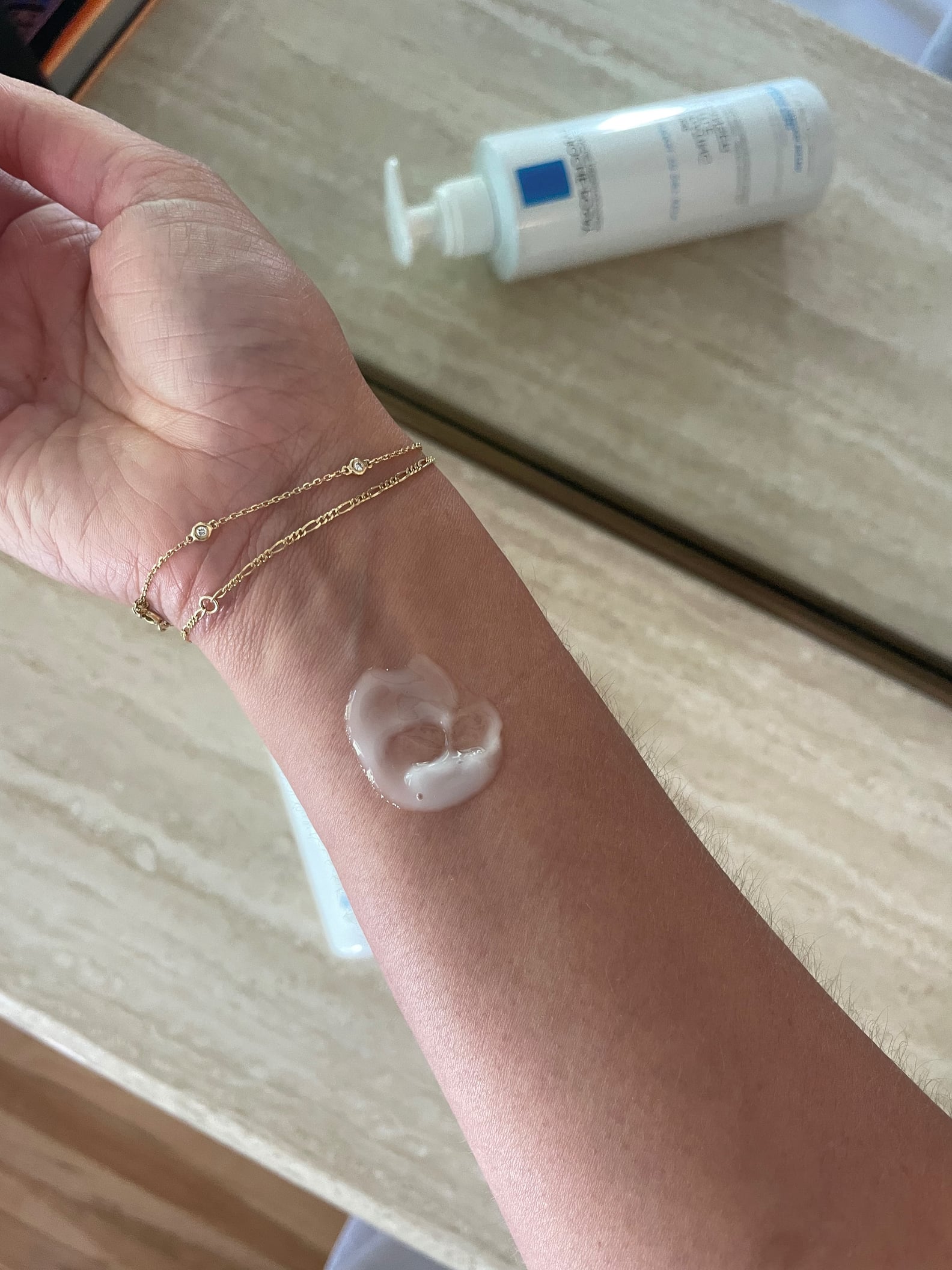 La Roche-Posay Toleriane Hydrating Gentle Cleanser Review | PS Beauty