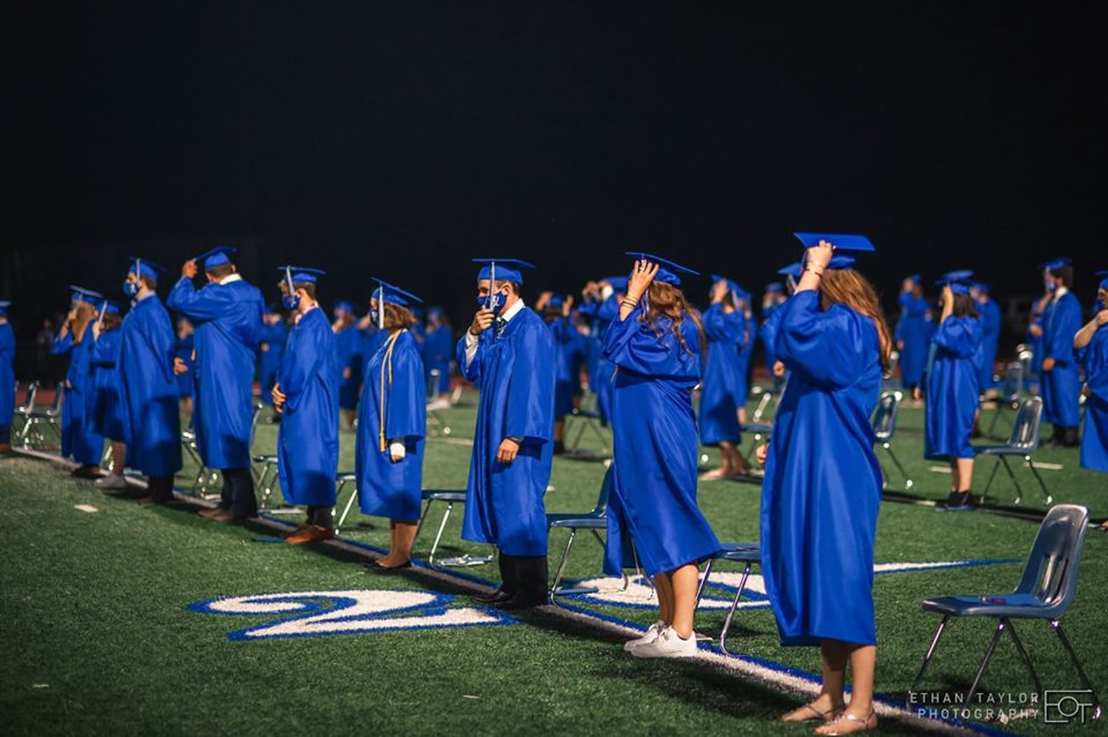 High School Graduation Photos With Social Distancing | PS Family