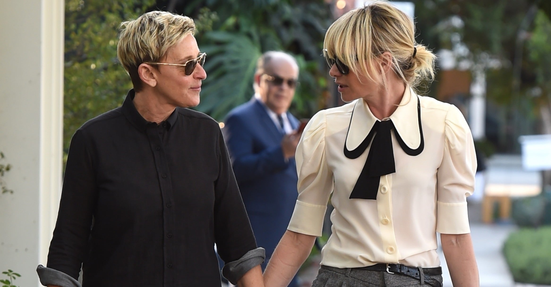 Ellen DeGeneres and Portia de Rossi Holding Hands in LA 2017 | PS Celebrity