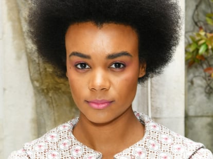 Who Is Leah Harvey? Facts About the Foundation Actor | POPSUGAR Celebrity