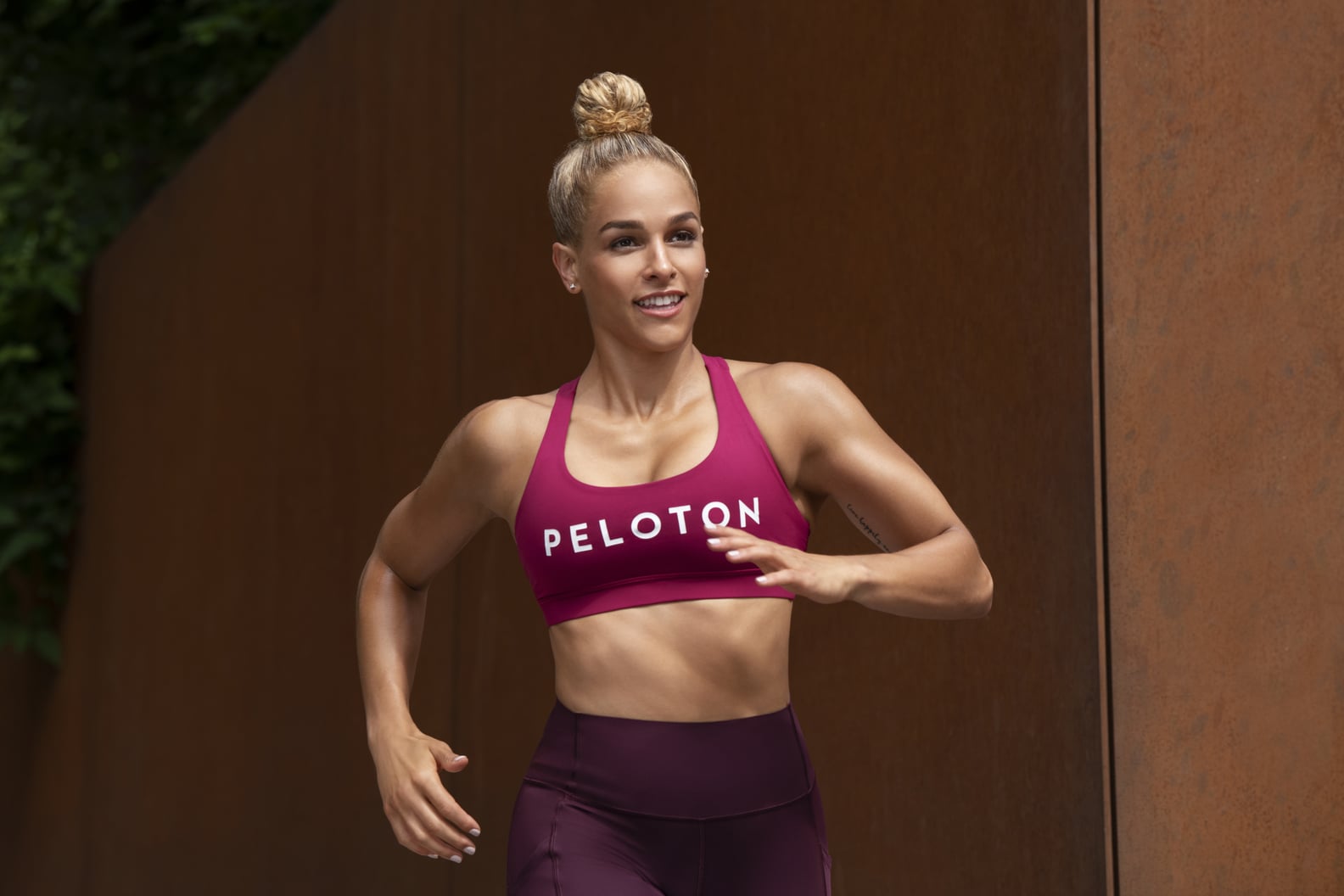 Core-Strengthening Exercises From Jess Sims, Peloton | PS Fitness