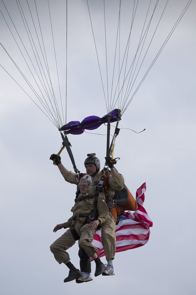 93-Year-Old Veteran Re-Creates D-Day Parachute Jump | PS Celebrity