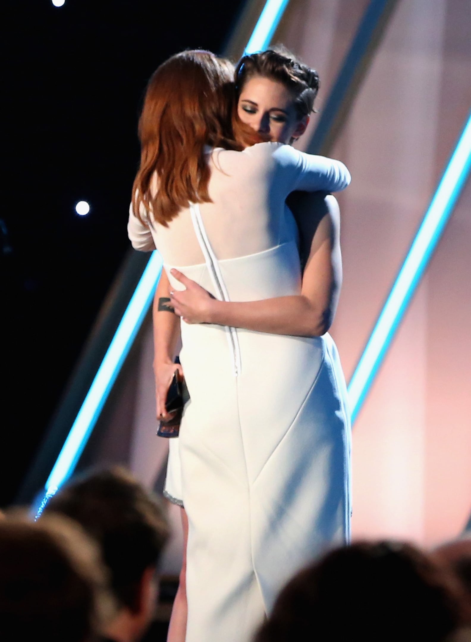 Pictures of Celebrities Hugging Each Other | PS Celebrity