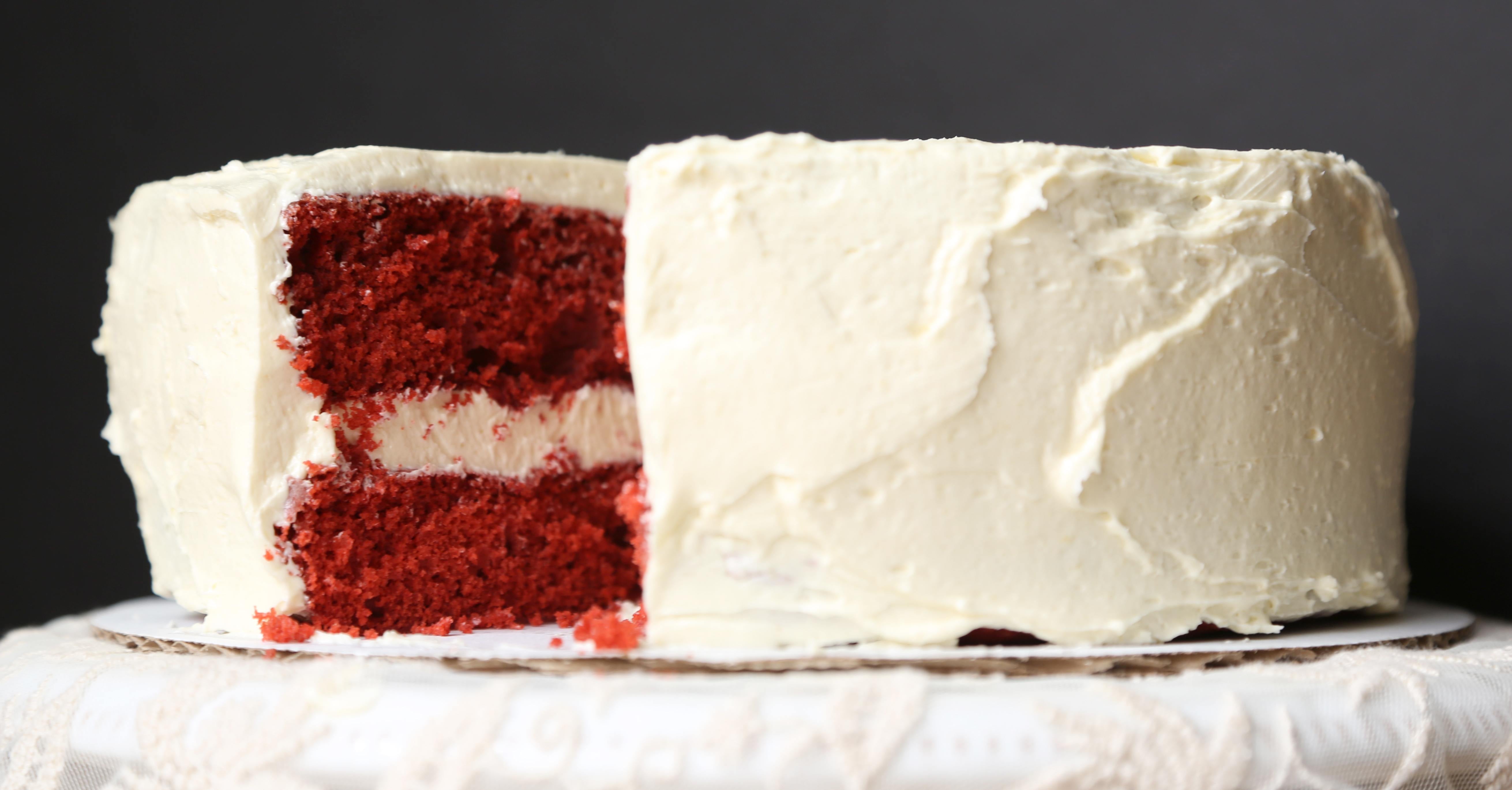 How to Cut a Round Cake | POPSUGAR Food