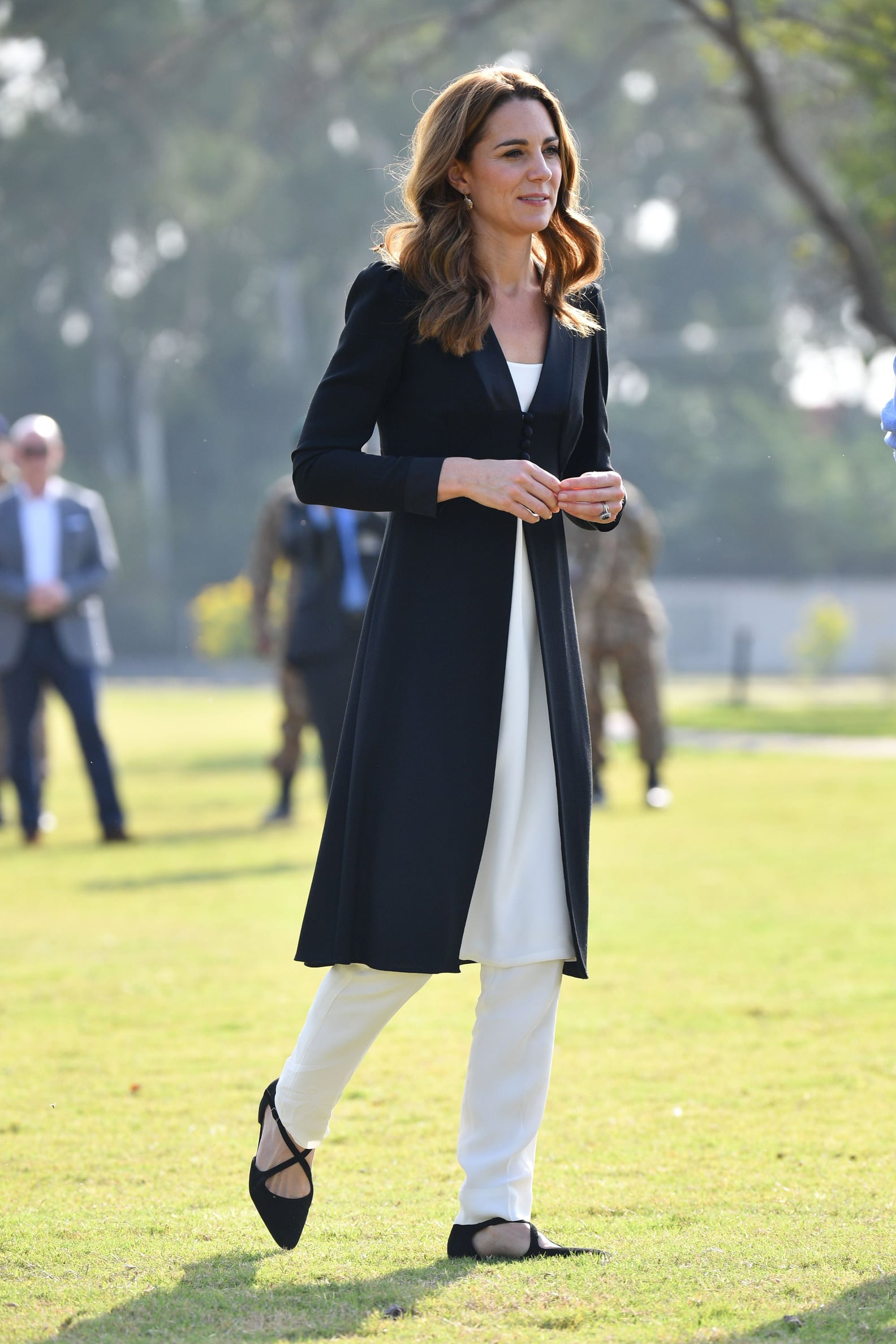 Kate Middleton Owns These Strappy Flats in 2 Colors | PS Fashion