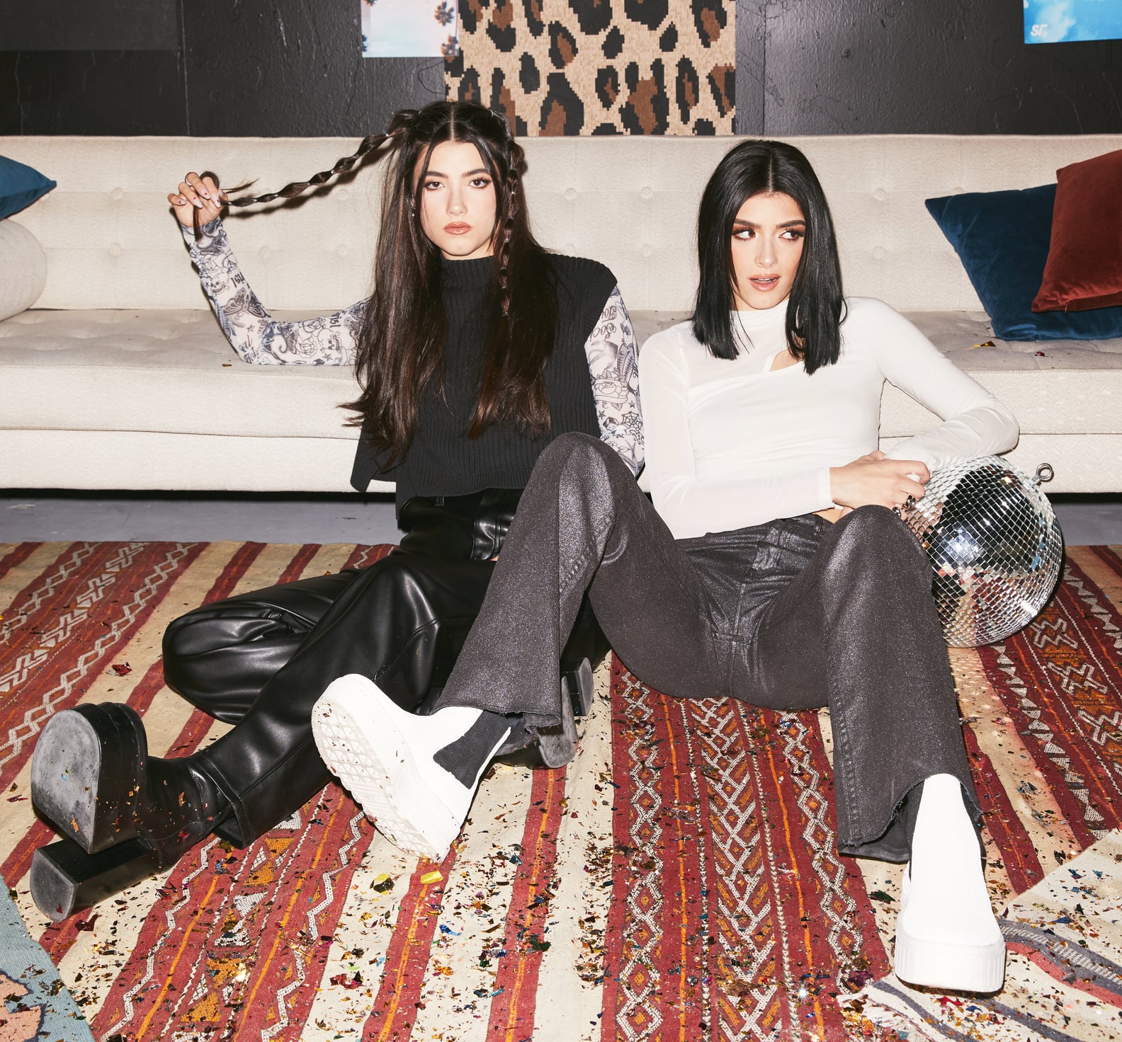 Dixie and Charli D'Amelio Social Tourist Holiday Collection | PS Fashion