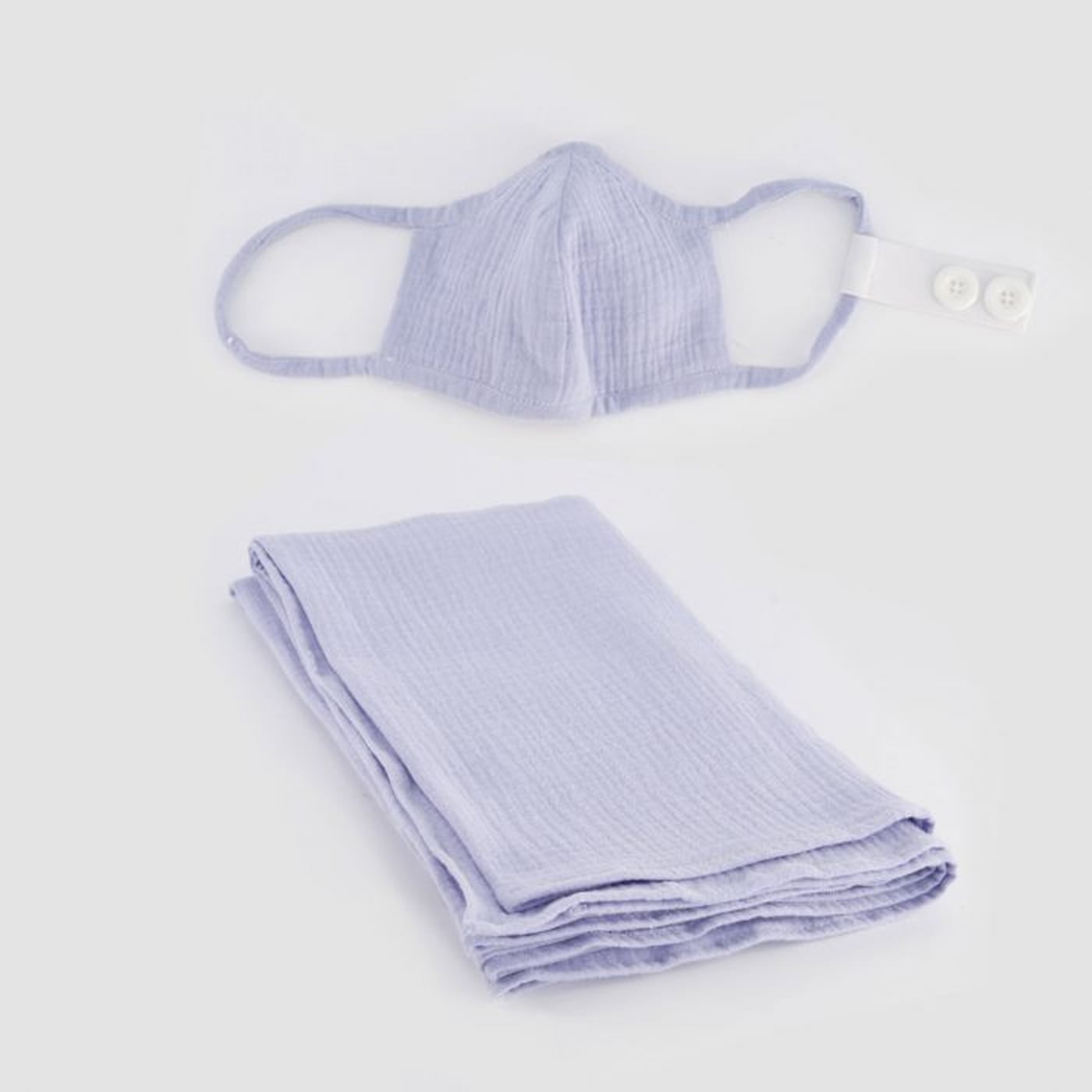 Halima Aden Made Face Masks For Hijabi Front-Line Workers | PS Fashion