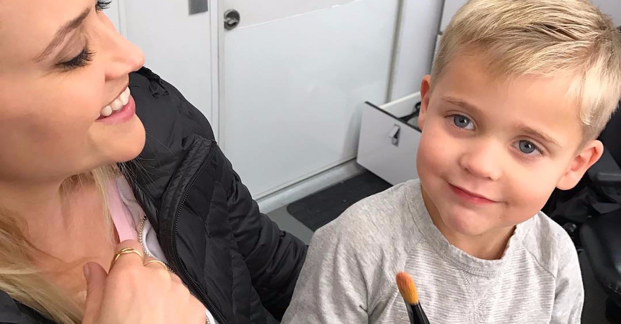 Reese Witherspoon and Tennessee Toth Set Photo Nov. 2016 | PS Celebrity